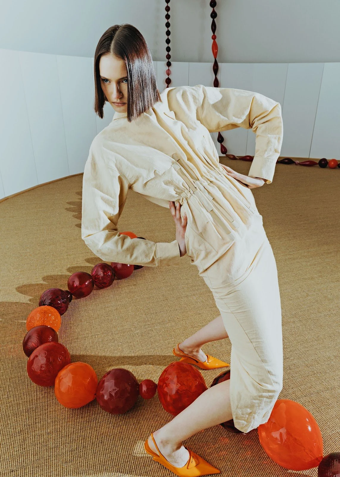 Ana Abril Captures Birgit Veegen in 'Por Amor Al Arte' for Mujer Hoy ...