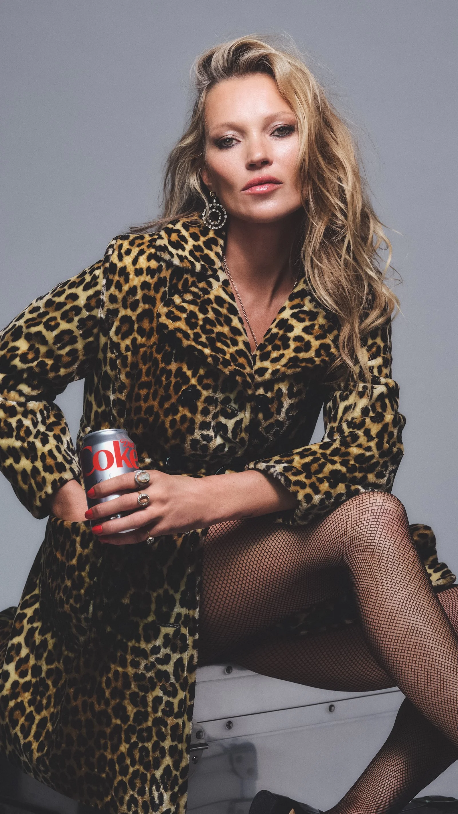 Kate Moss Loves Her Diet Coke in ES Magazine July 22 — Anne of Carversville