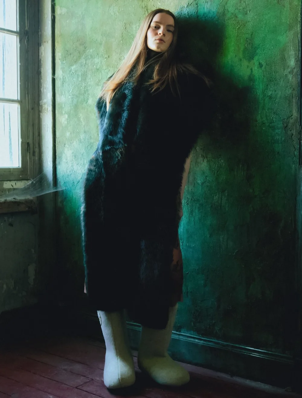 Aditsa Berzenia, Sofia Mathiassen in Numéro France #255 — Anne of ...