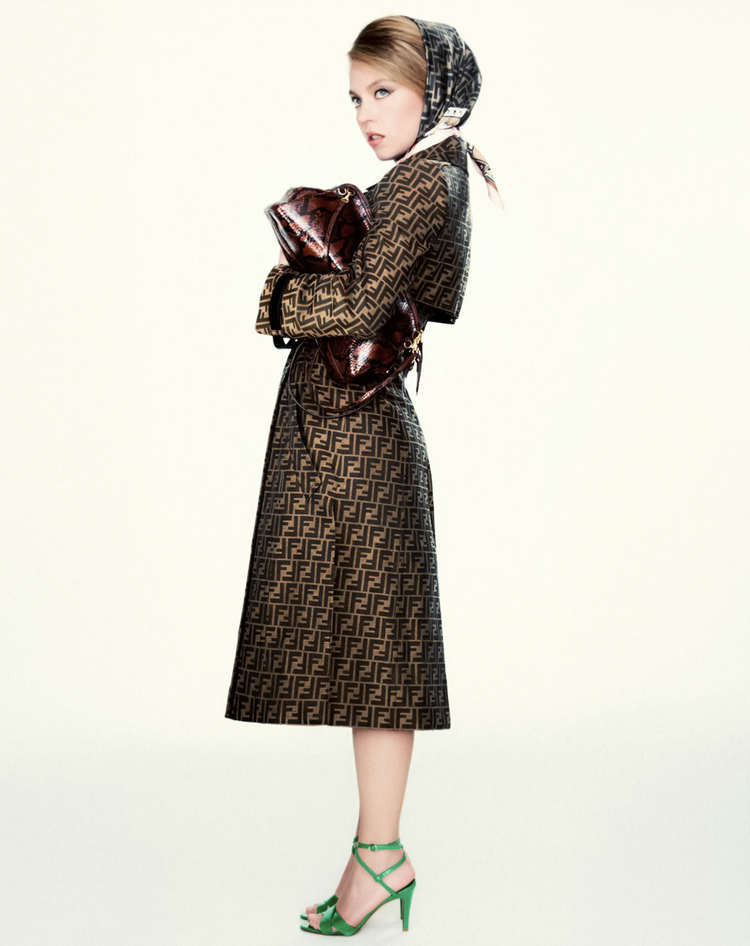 Sydney Sweeney by Carlijn Jacobs in W Magazine Summer 2025 — Anne of ...