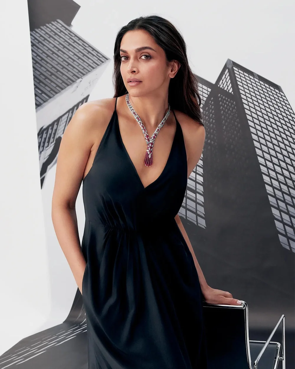 Deepika Padukone in Cartier “Le Voyage Recommencé Collection” — Anne of ...