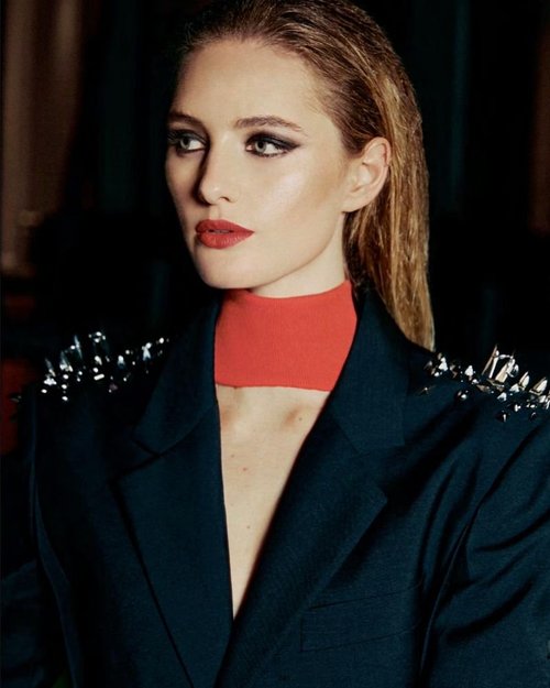 Sanne Vloet Does a Sensual Simmer for Numero Netherlands — Anne of ...