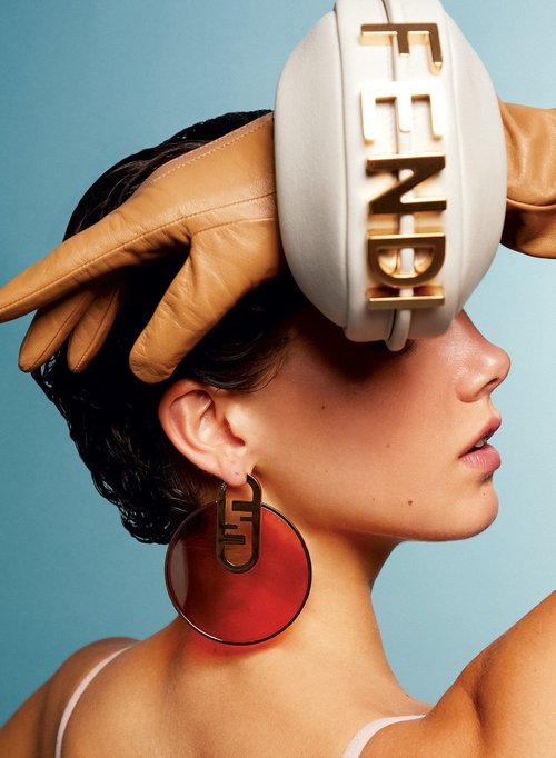 Lara Angelil Flashes Hi-Style Accessories in ELLE UK March 2022 — Anne ...