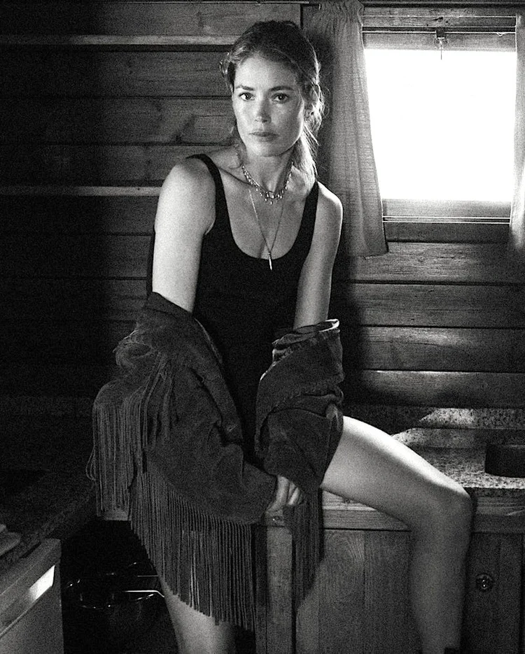 Doutzen Kroes Covers Vogue Netherlands by Lachlan Bailey — Anne of ...