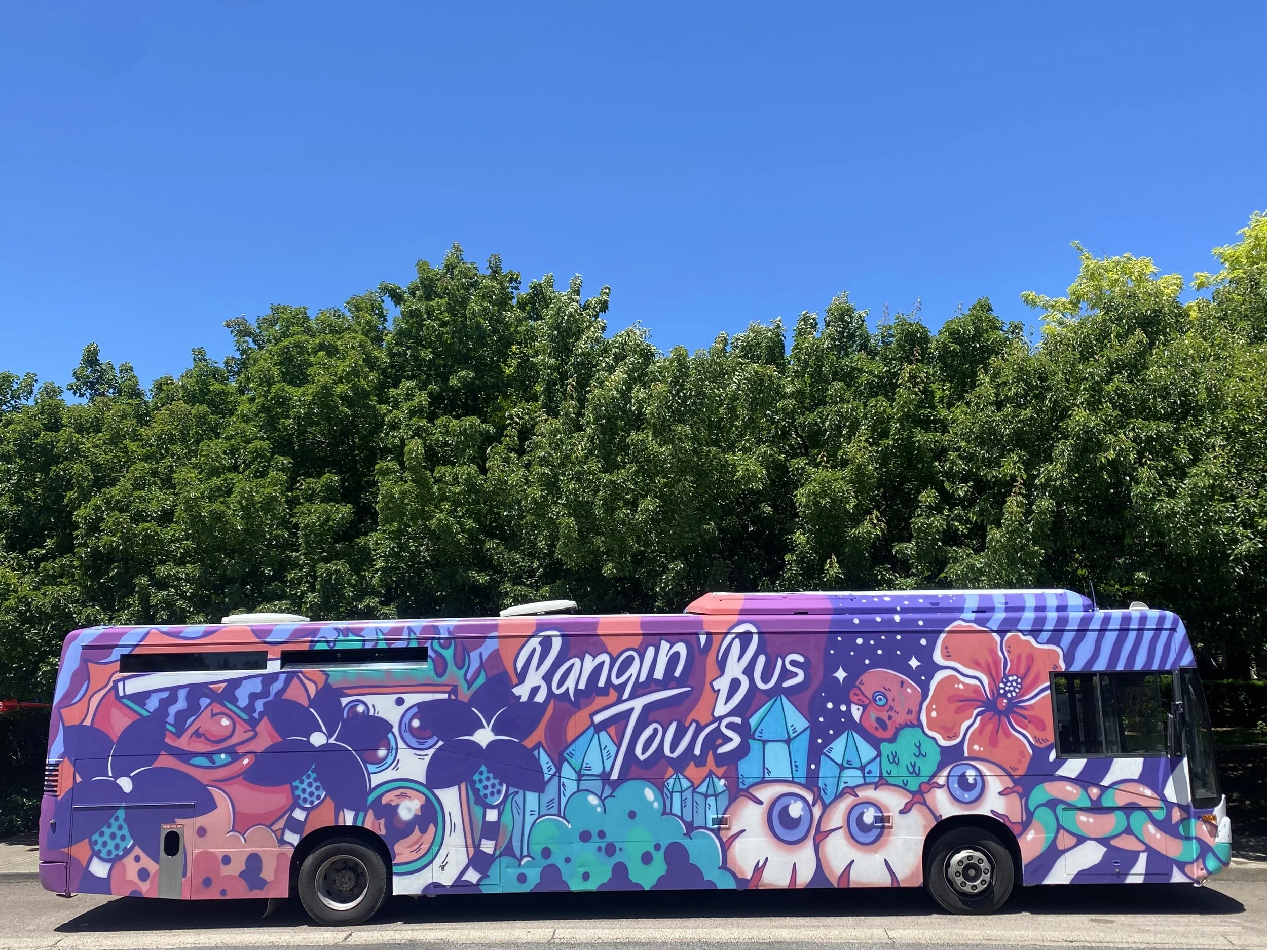 Bangin Bus Tours