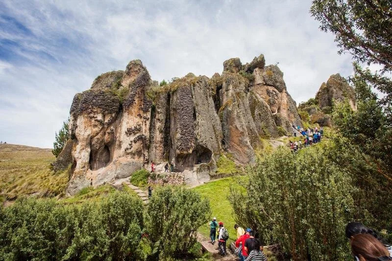 Cumbemayo | Cajamarca | Chavin pre-Columbian aqueduct & petroglyphs ...