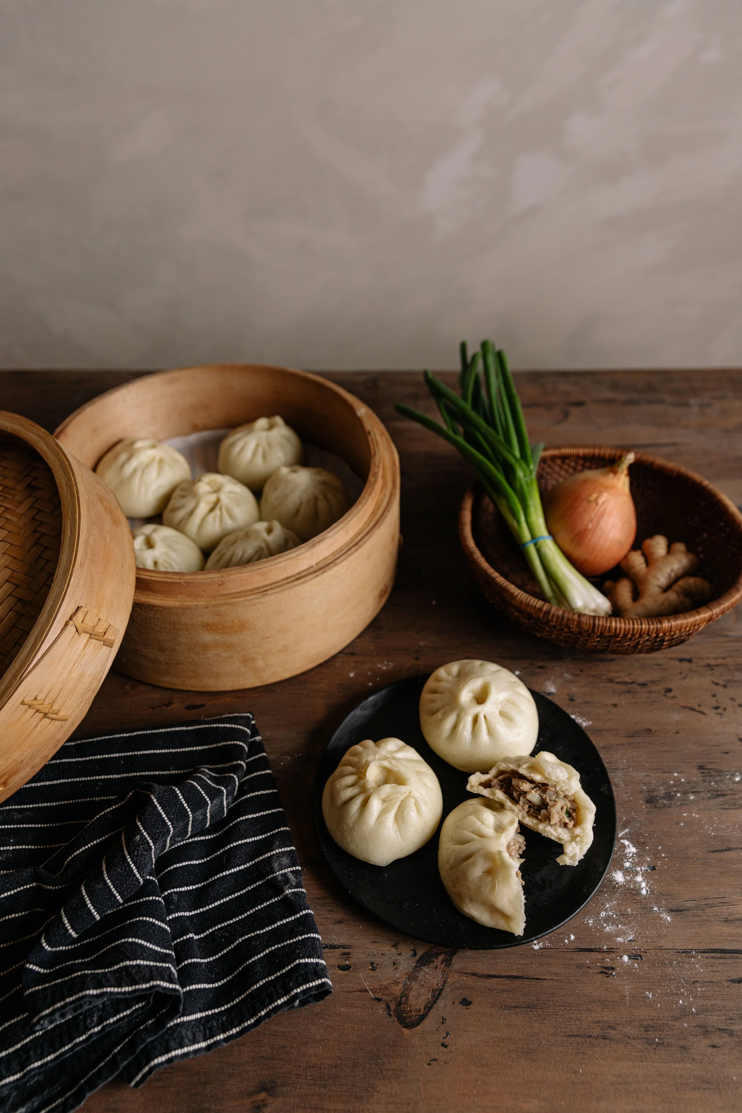 Beef and Onion Steamed Buns — SOPHIA HSIN PHOTOGRAPHY