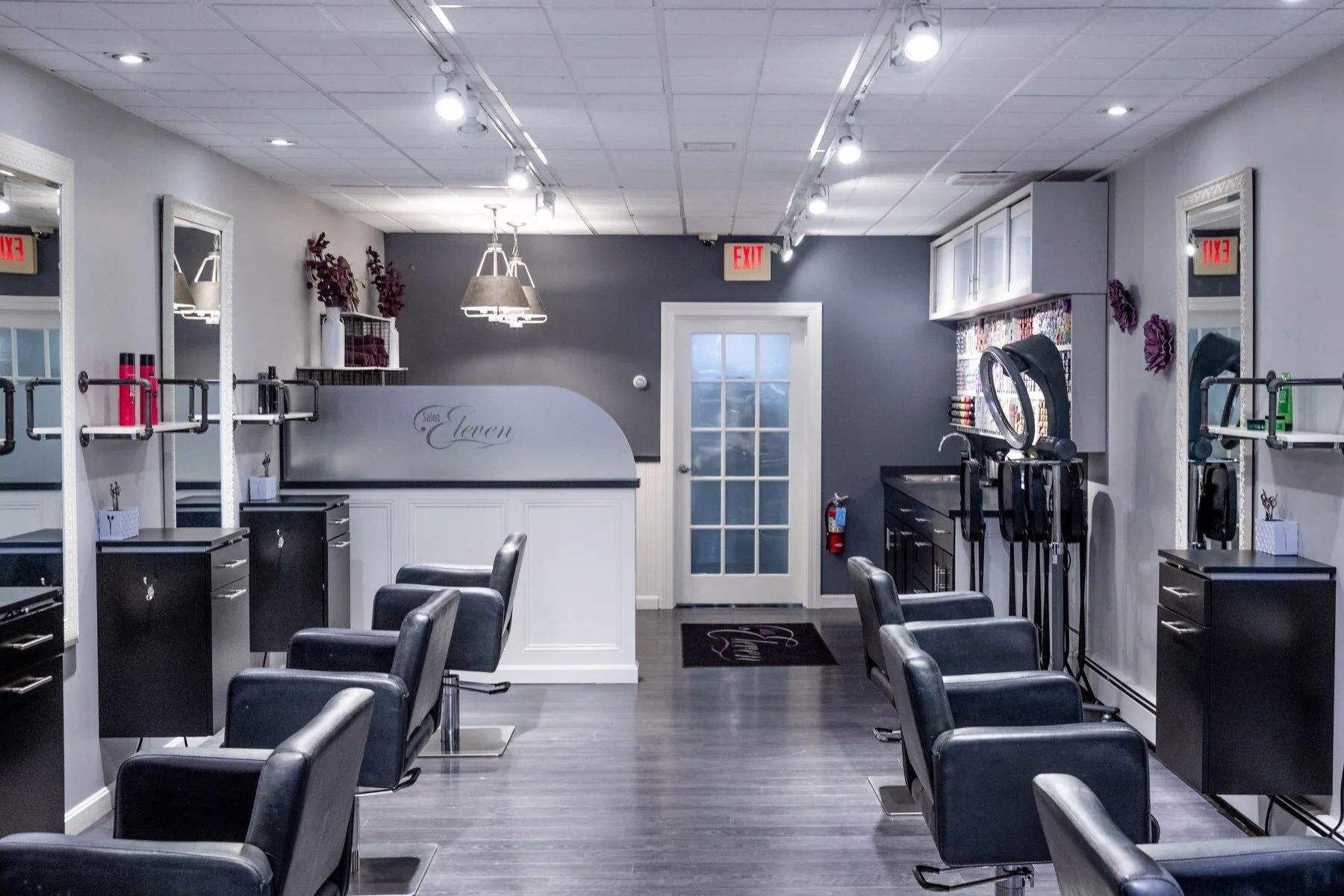 Gallery — Salon Eleven