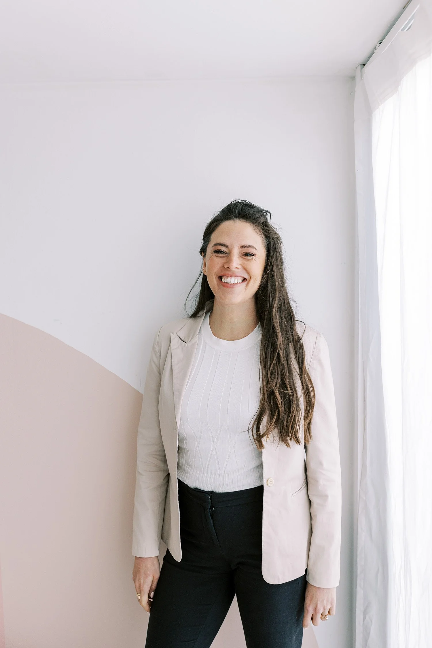 How to take the perfect Linkedin Profile photo — Britt Spring Photography
