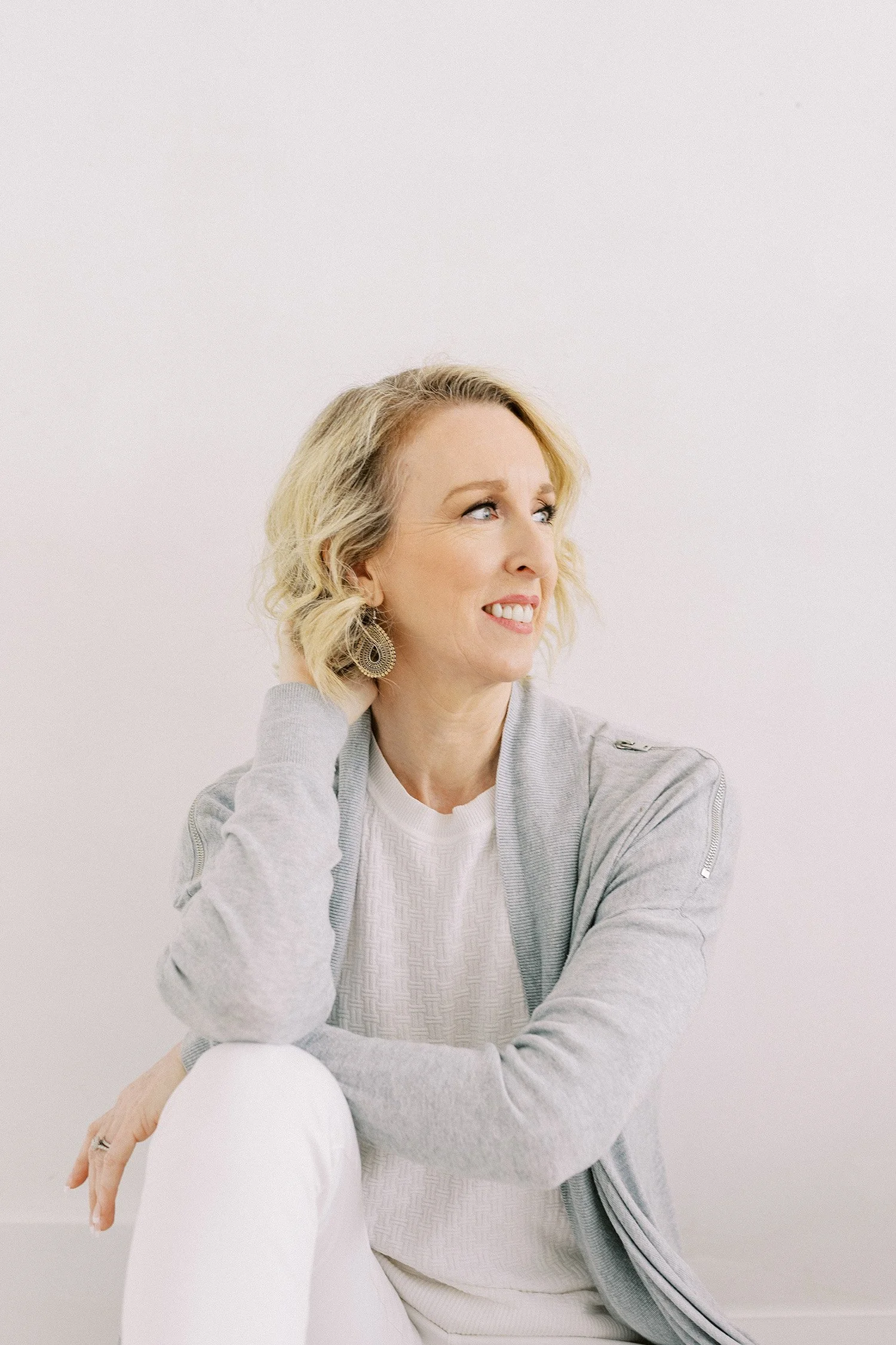 STUDIO HEADSHOT DAY! — Britt Spring Photography