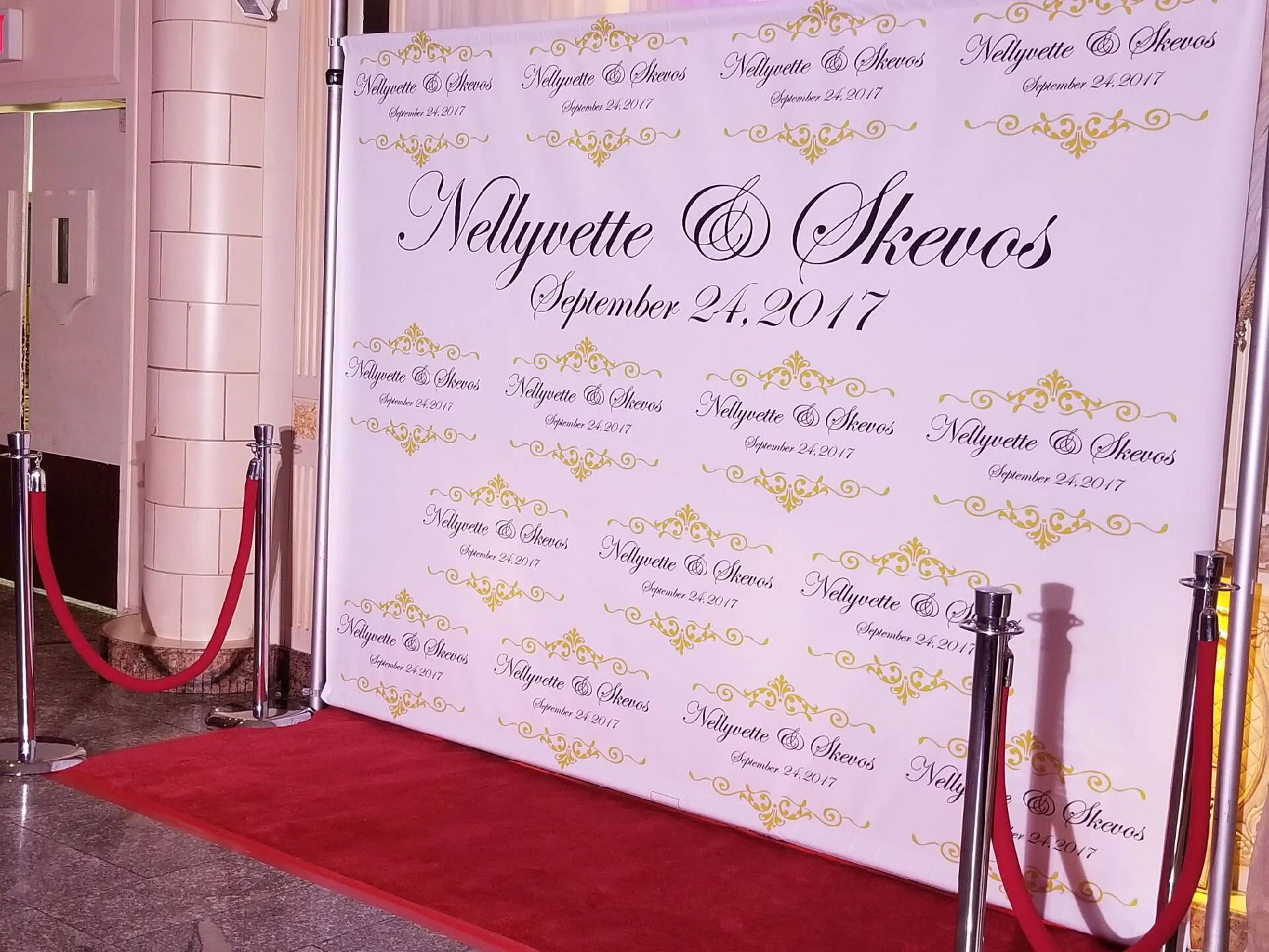 PHOTO BOOTHS & BACKDROPS — Bravo Sound