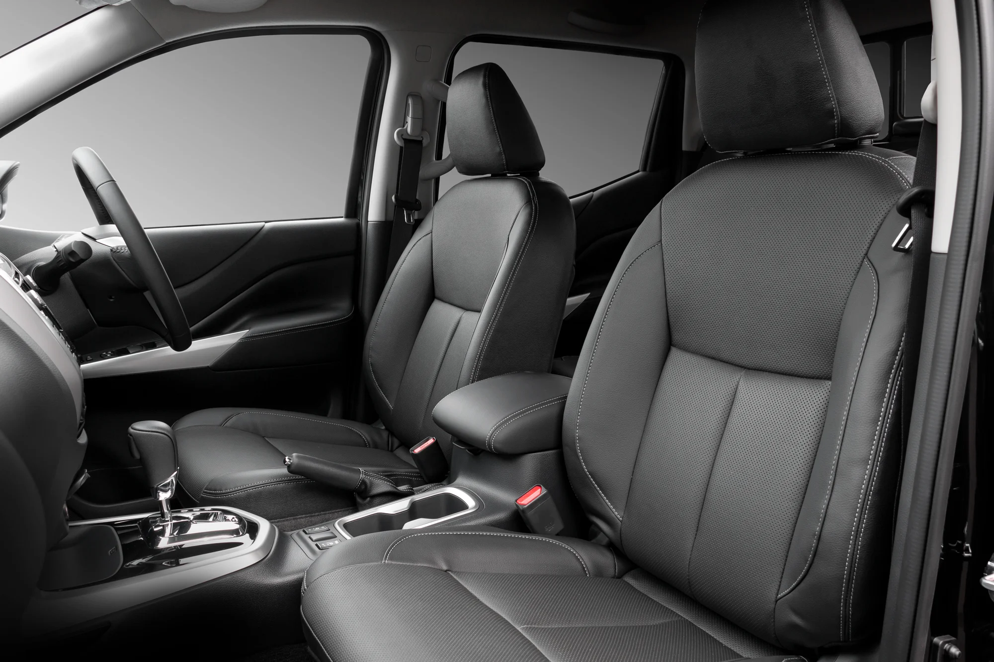 RVE - Nissan Navara - Leather Interior