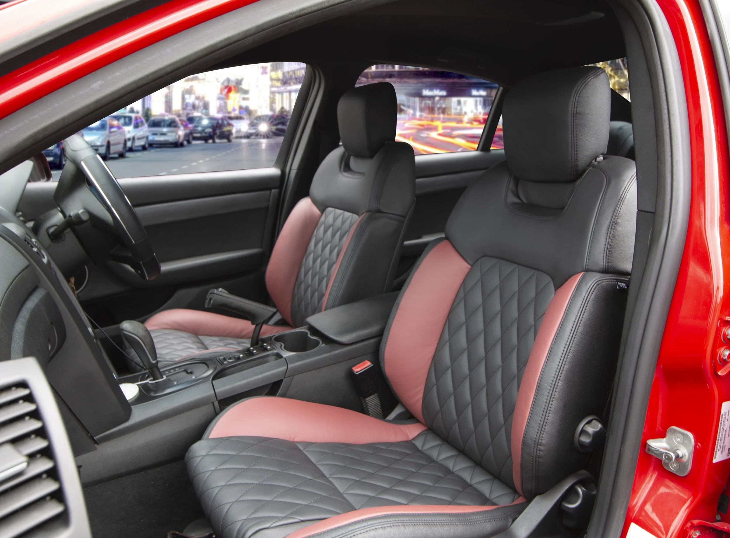 RVE - FACTORY LEATHER INTERIORS