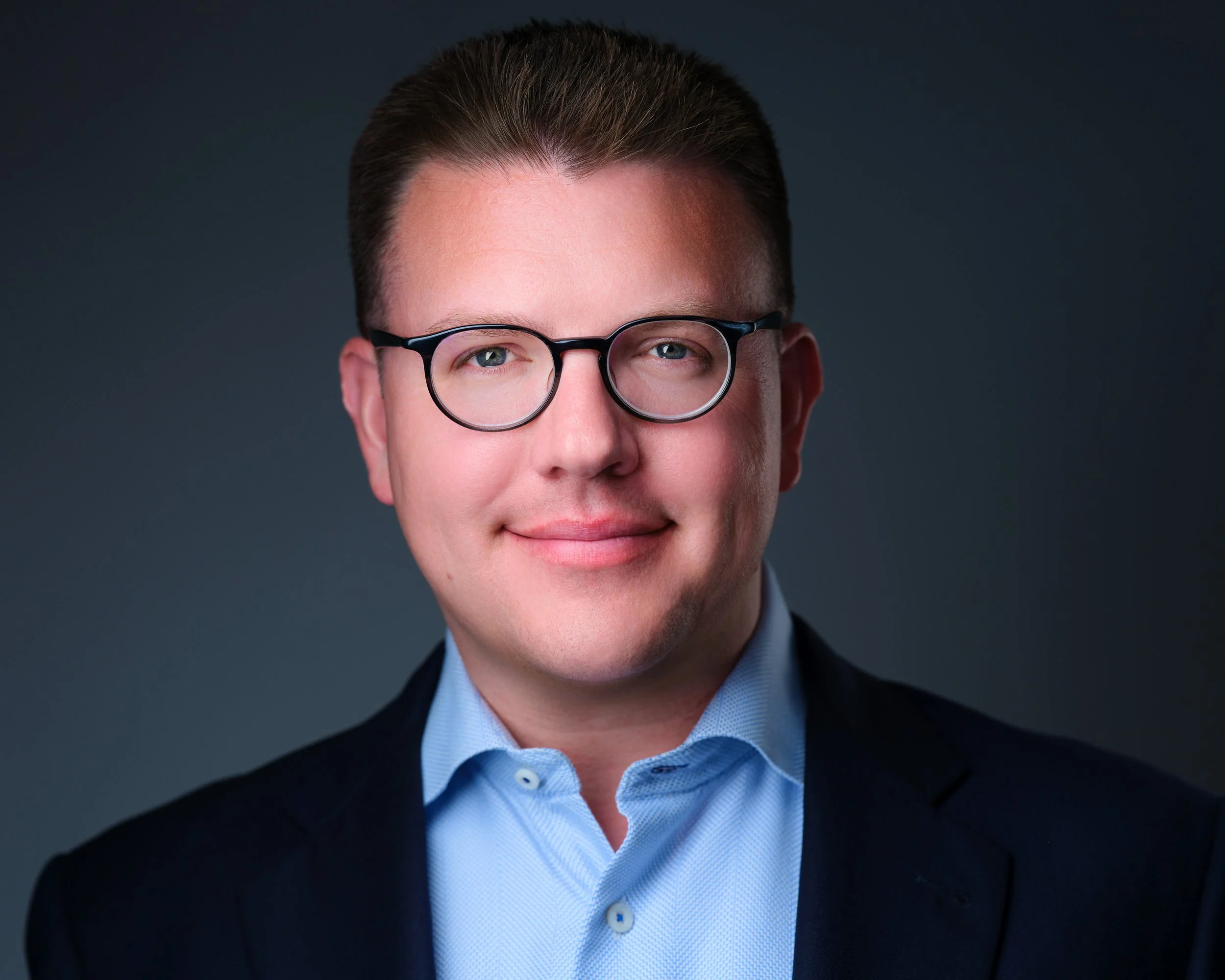 Professional Headshot Photographer | Sheboygan, WI -Sheboygan, WI