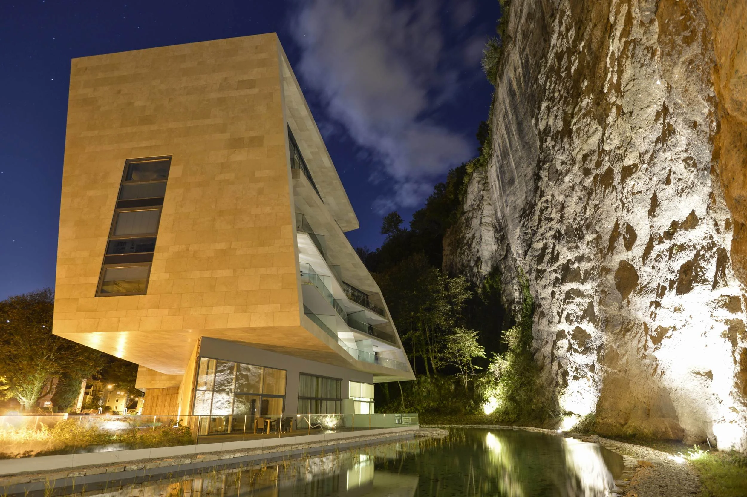 Hariri & Hariri Architecture