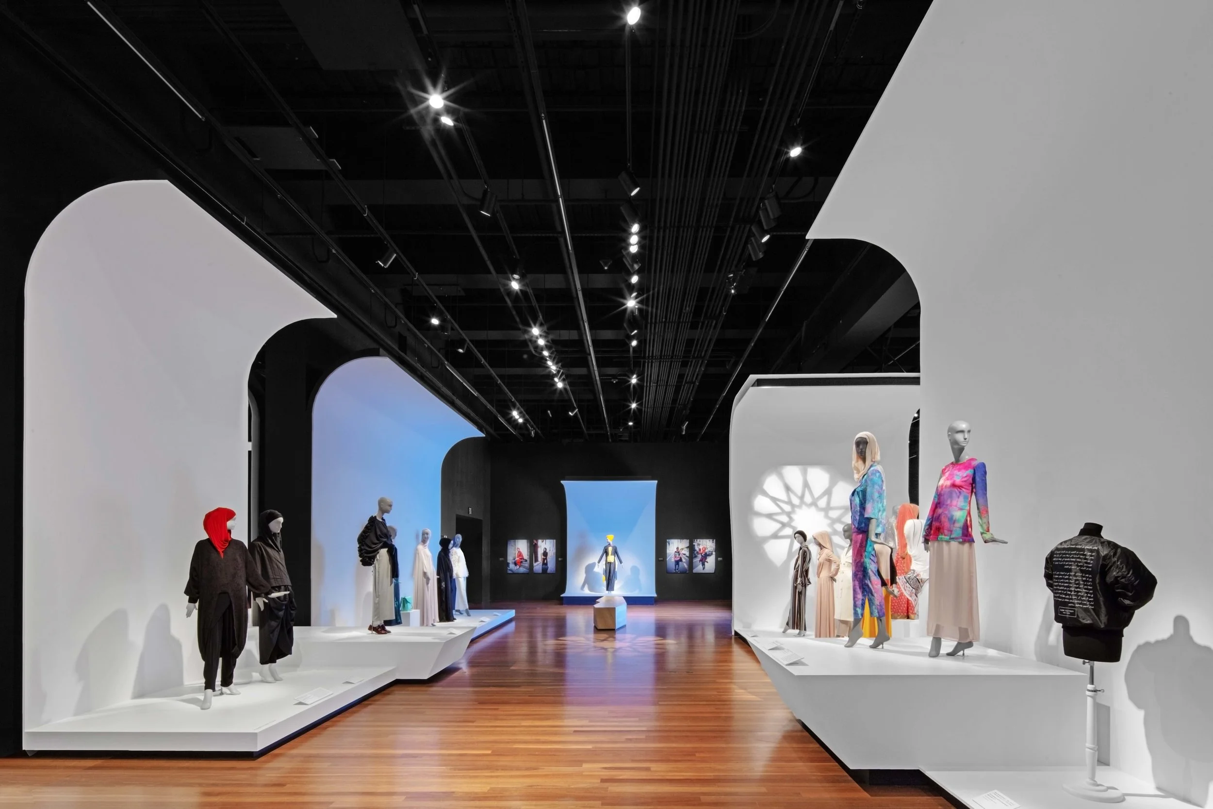 CONTEMPORARY MUSLIM FASHIONS EXHIBITION DE YOUNG MUSEUM, SF 2018 ...
