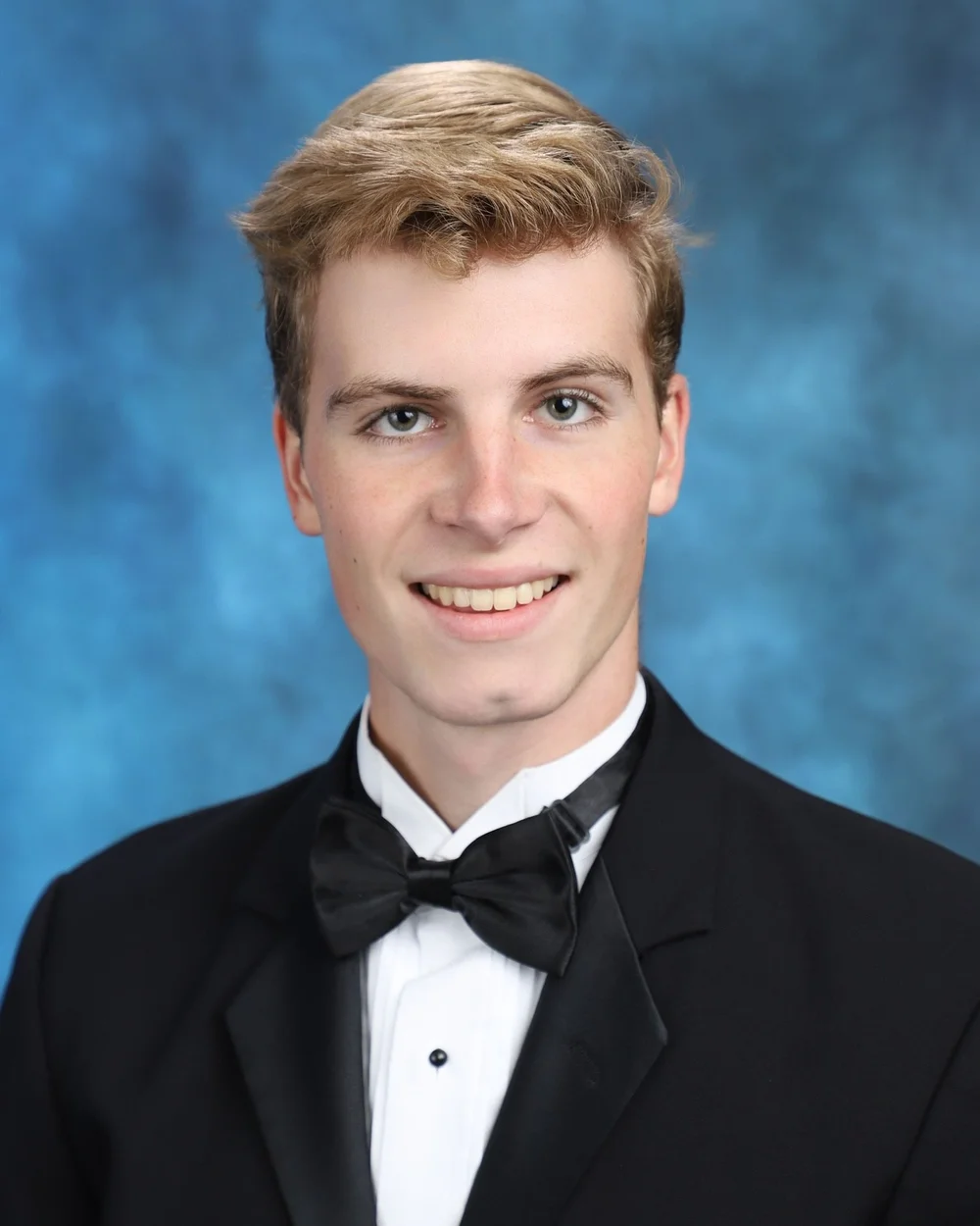 Senior Spotlight: Henry Wolfe, Viola — American Youth Philharmonic ...