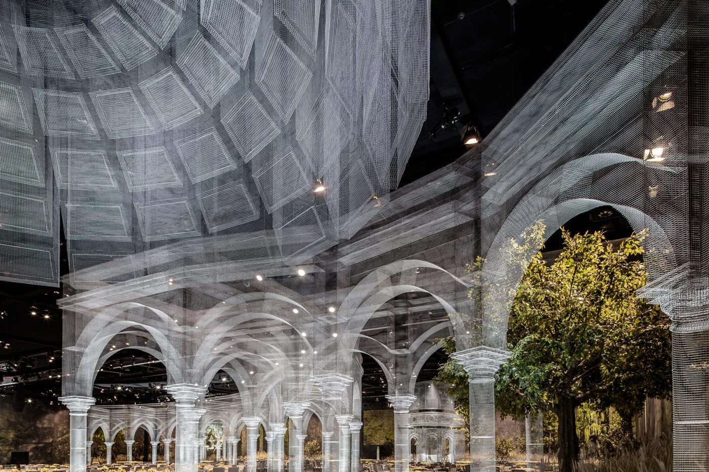 Edoardo Tresoldi, l’artista che ha costruito un’intera città in rete ...