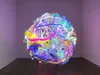 Come macro coralli ed enormi meduse le installazioni luminose di Adela ...