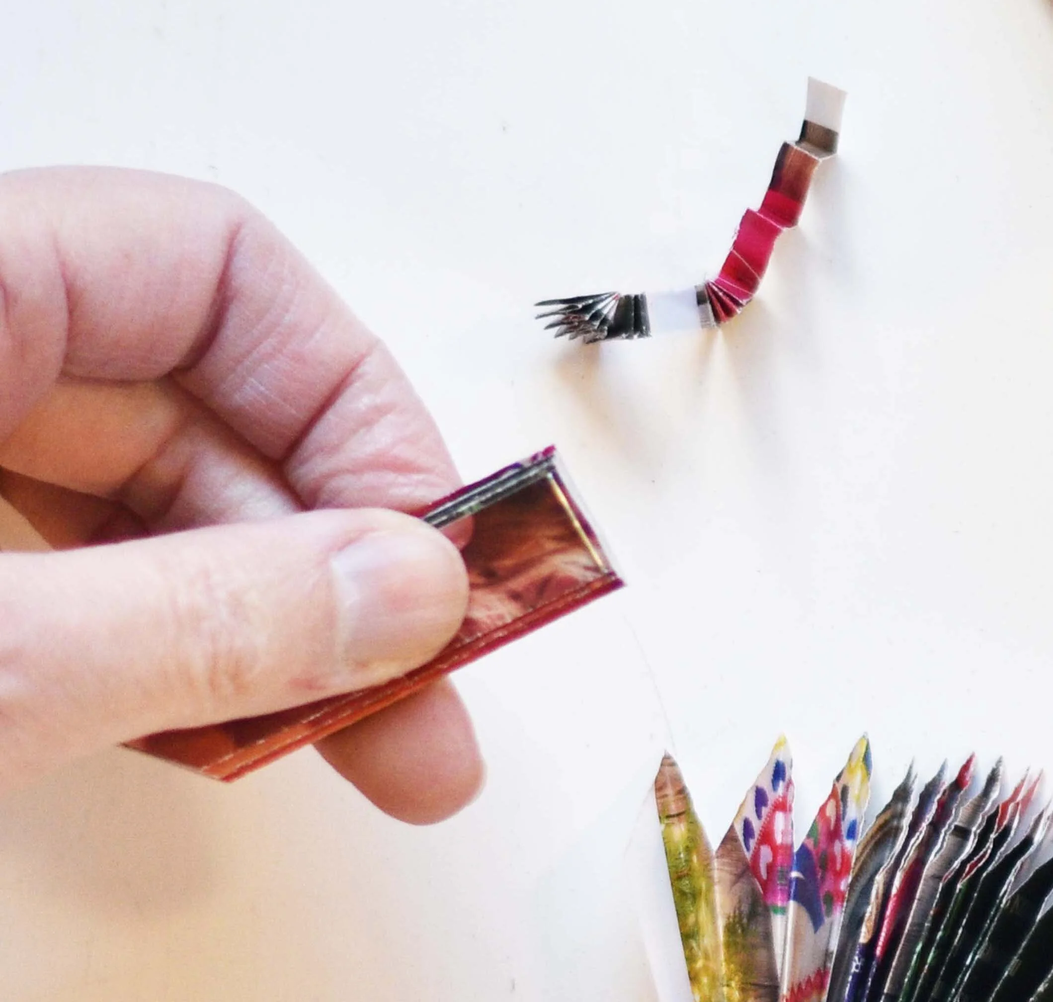 Catalog Stars! Recycle catalogs into star decorations for Christmas and ...