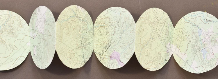 Amazing round book you make in minutes out of a circular cheese box ...