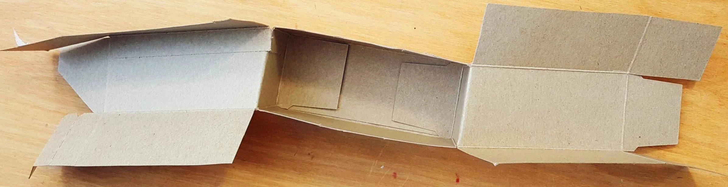 Robox! An easy robot craft made from empty boxes and tape. No cleanup ...