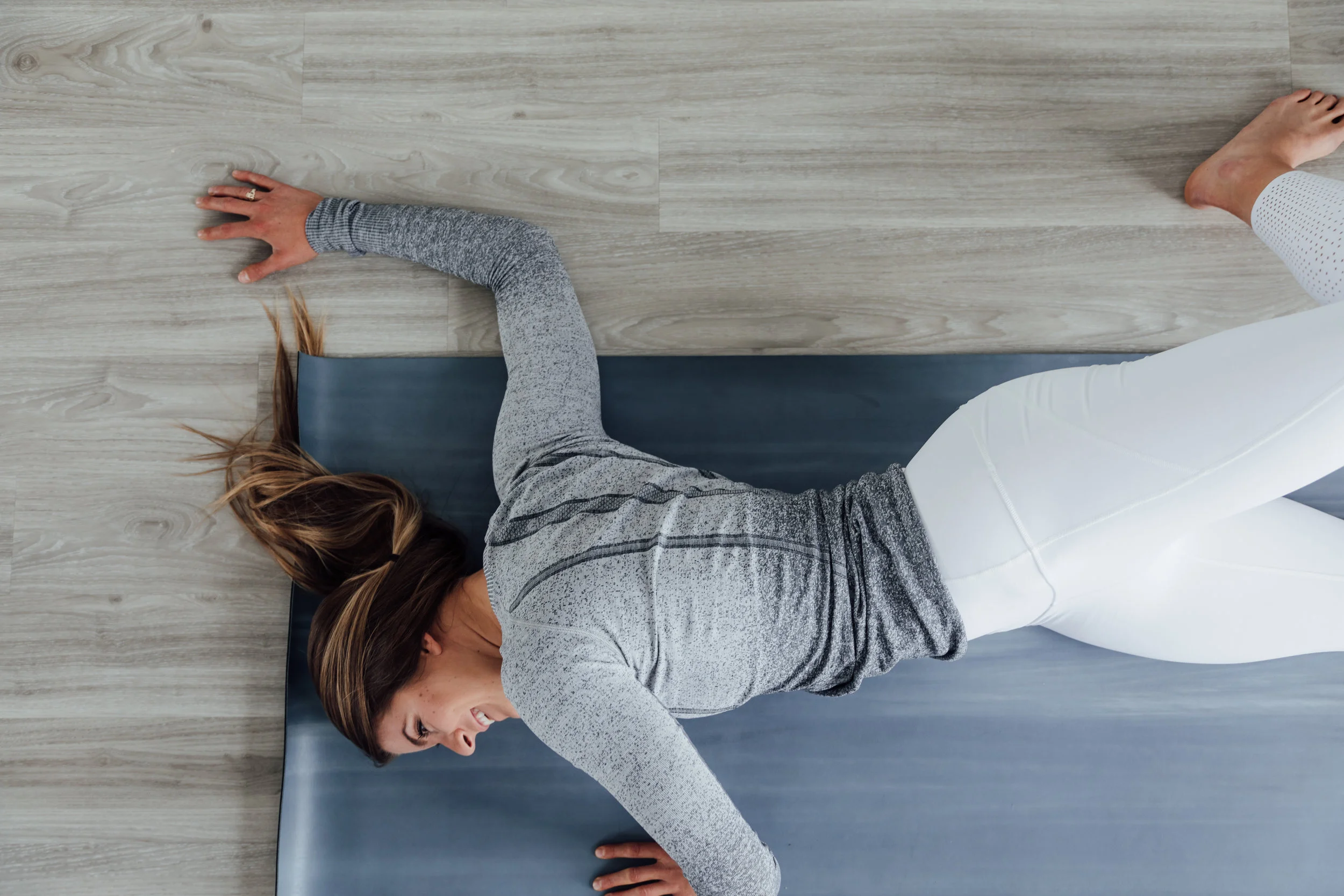 The Wellness Rookie-5 Simple Stretches for Winter Athletes