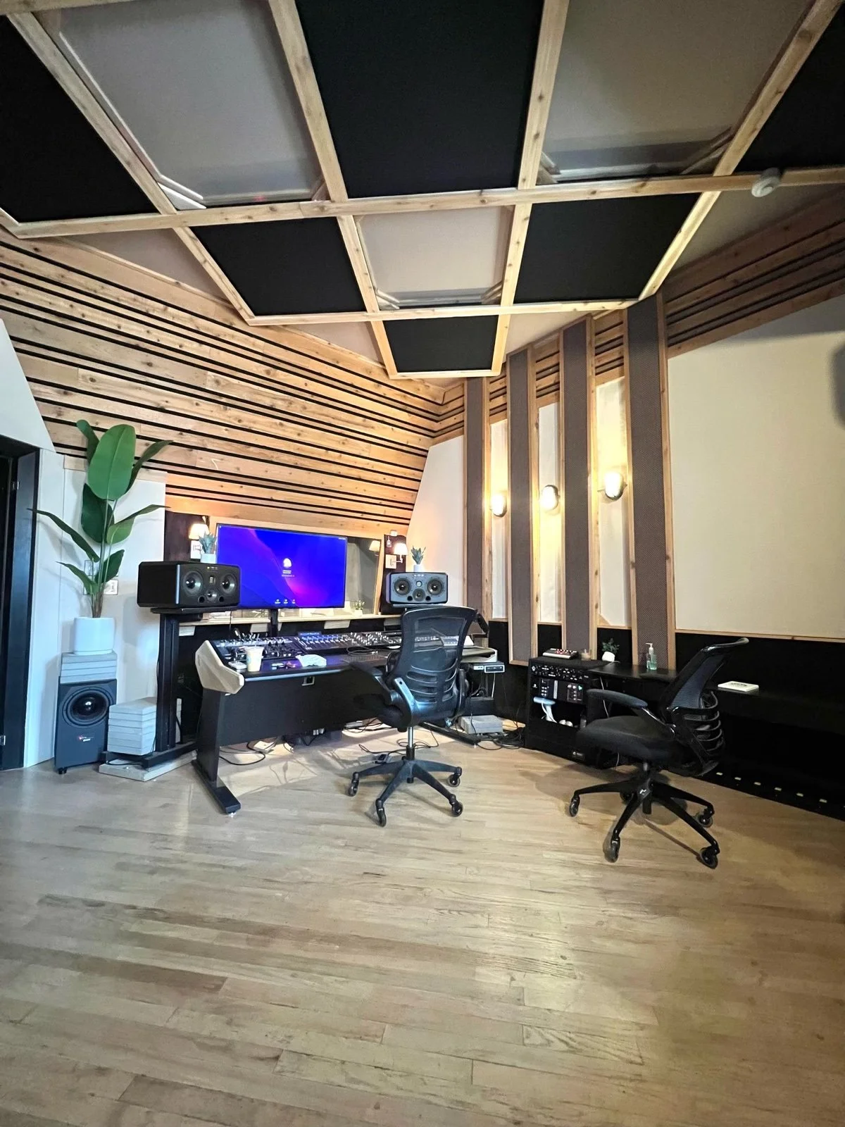 About Us | Chicago Recording Studios