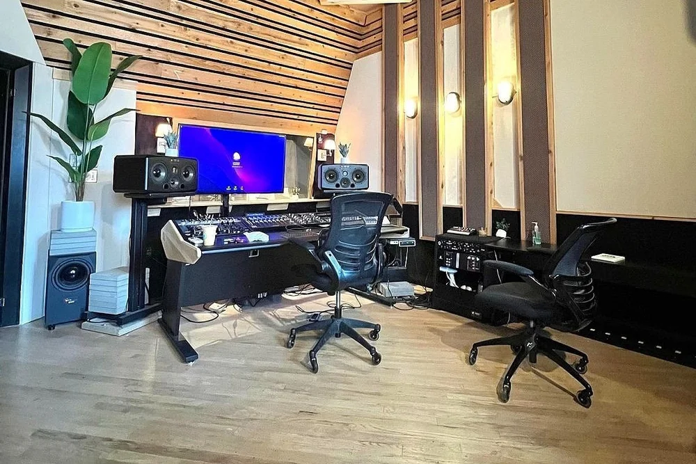 Classick Studios | Chicago Recording Studios