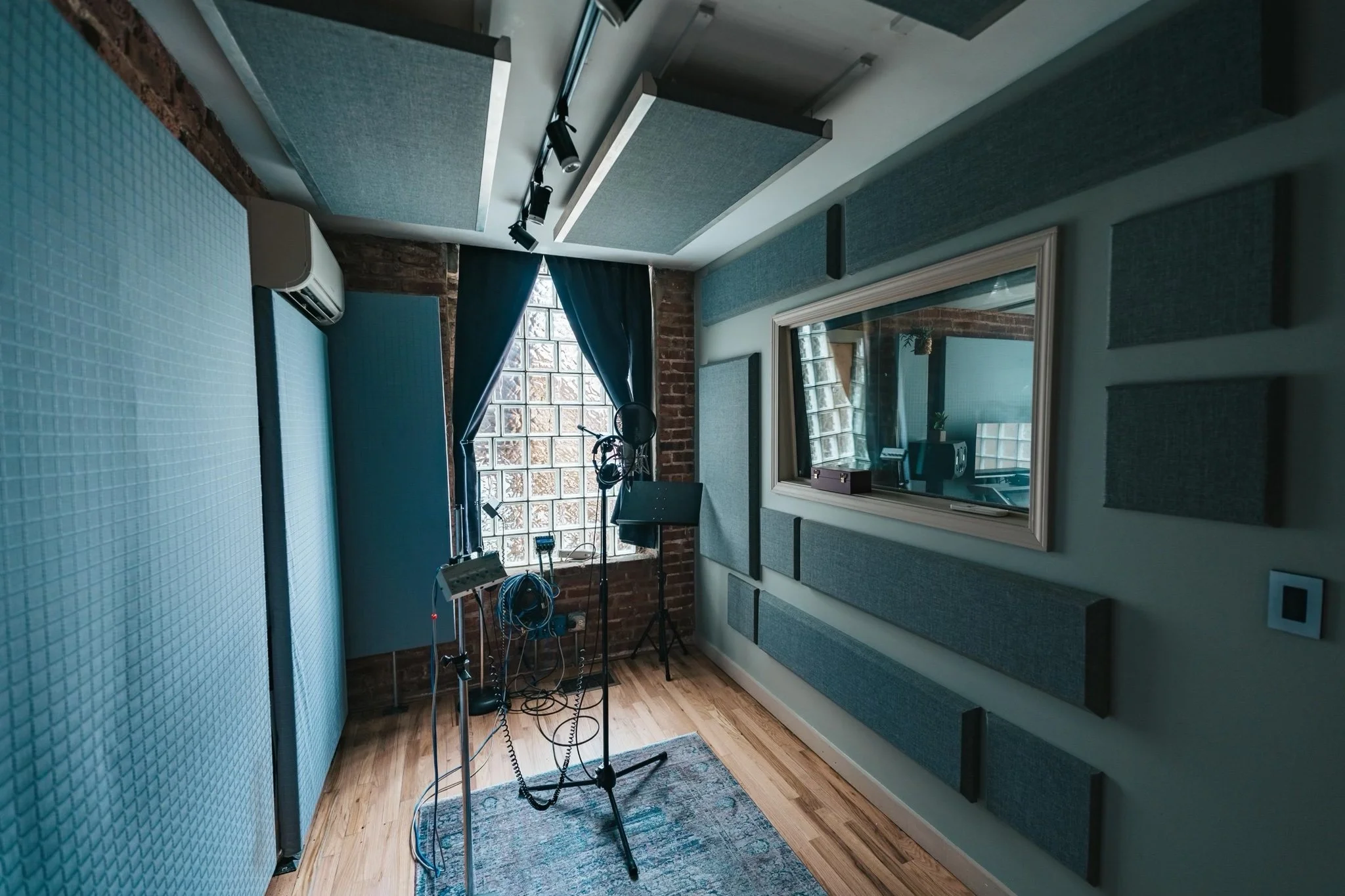 Classick Studios | Chicago Recording Studios