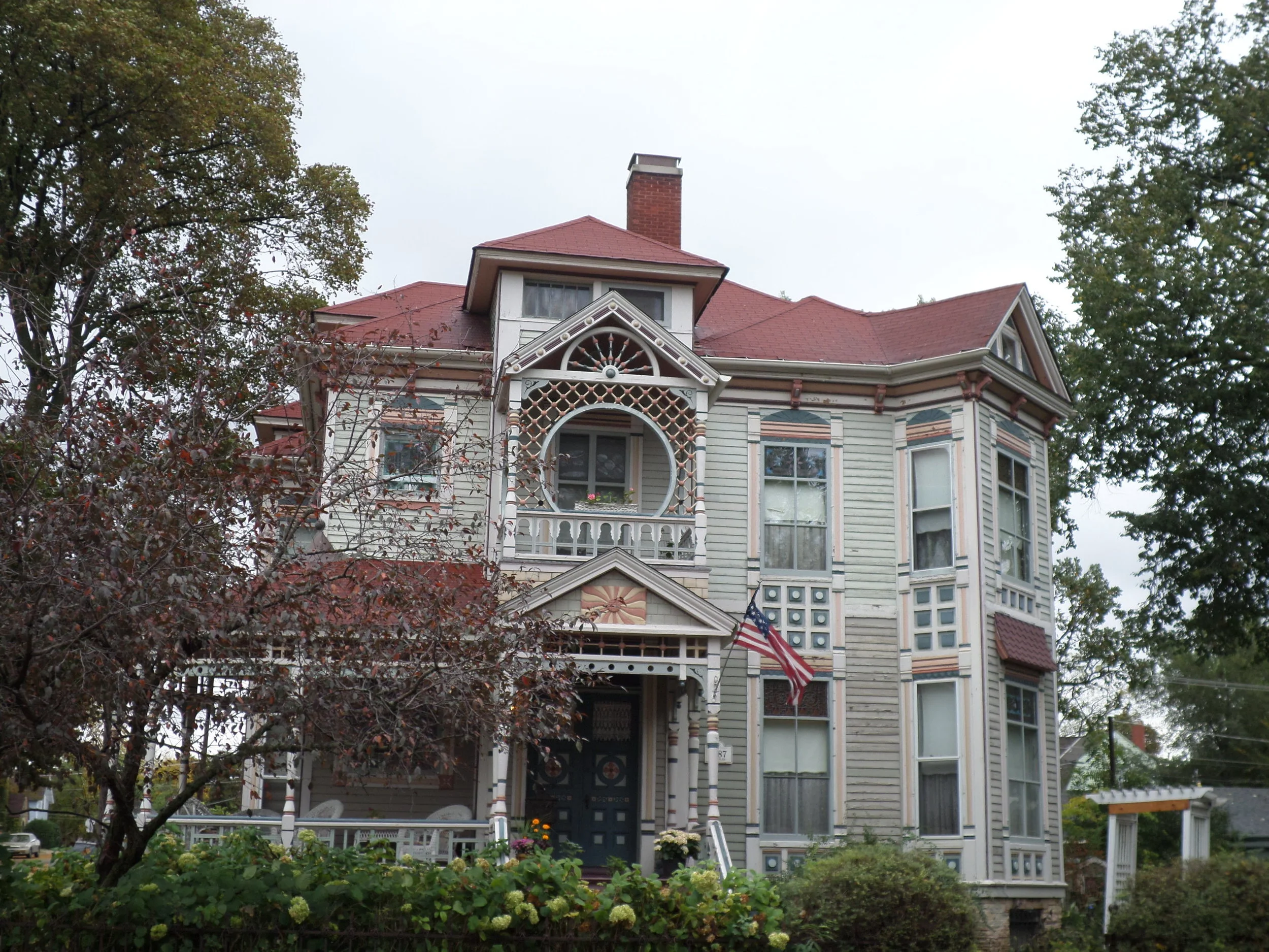 Historic Elgin653 Douglas Avenue