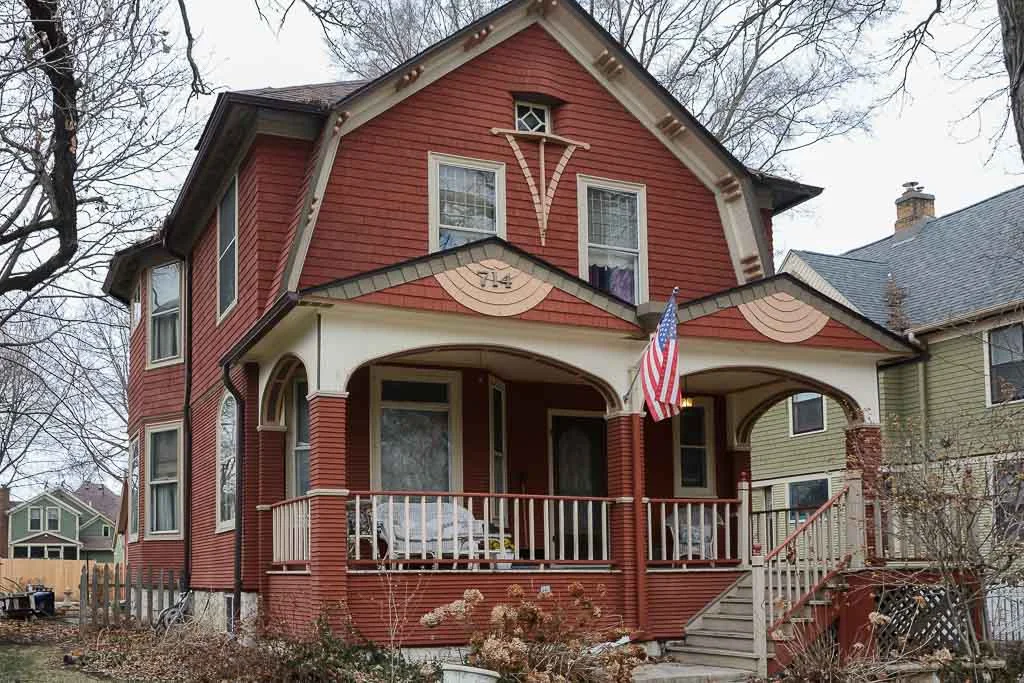 Historic Elgin714 Douglas Avenue