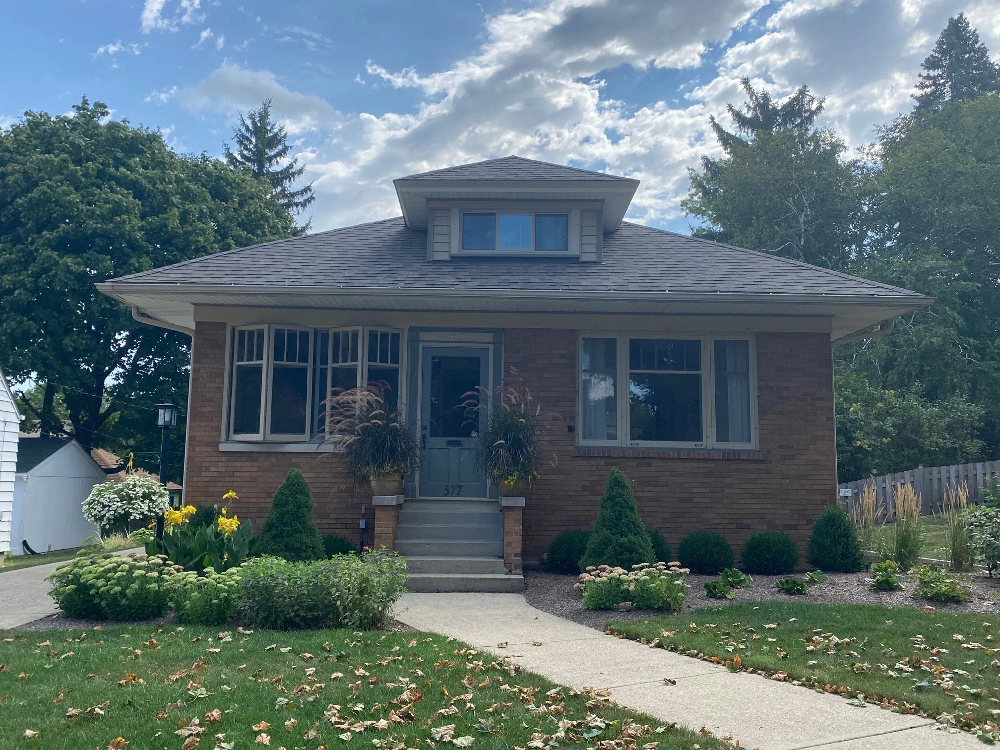 Historic Elgin377 Vincent Place