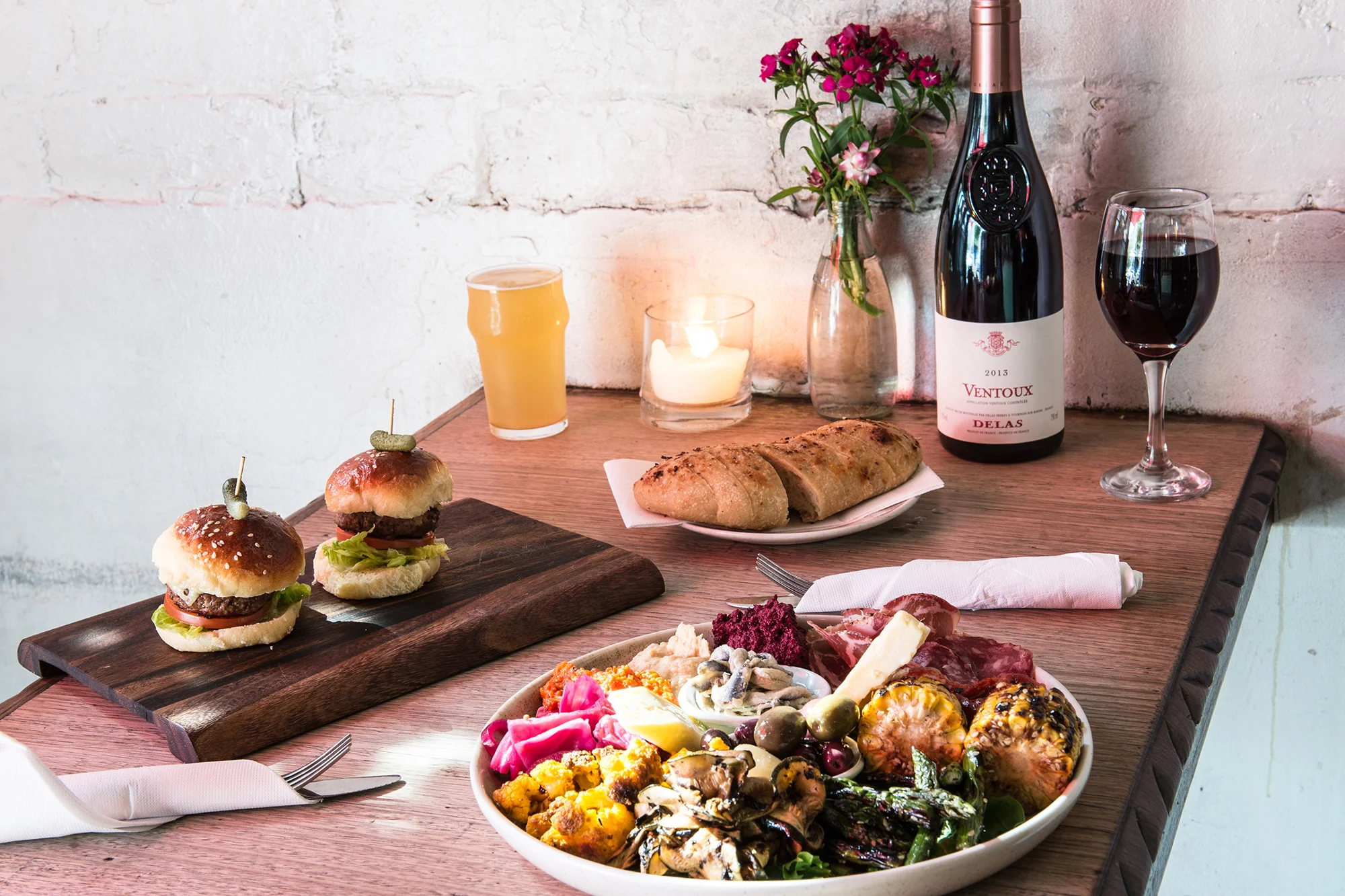 Wesley Anne | Live Music, Restaurant and Bar — Function Tracker Test