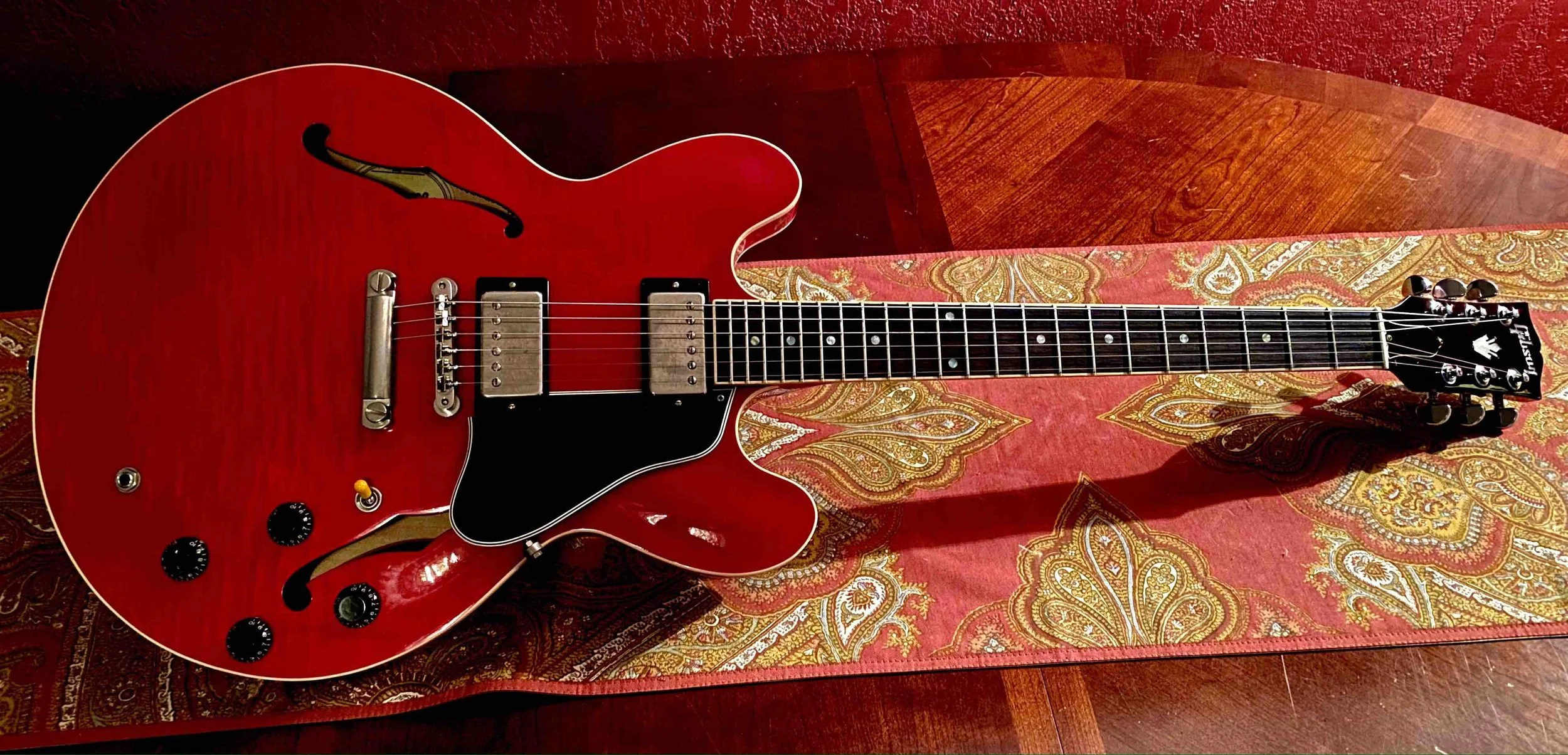 2003 Gibson ES 335 Dot AA Figured in Cherry Red Finish - SOLD ...