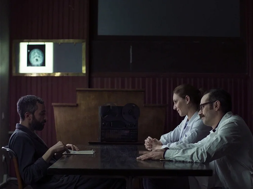 Apples - Movie Review — Phoenix Film Festival