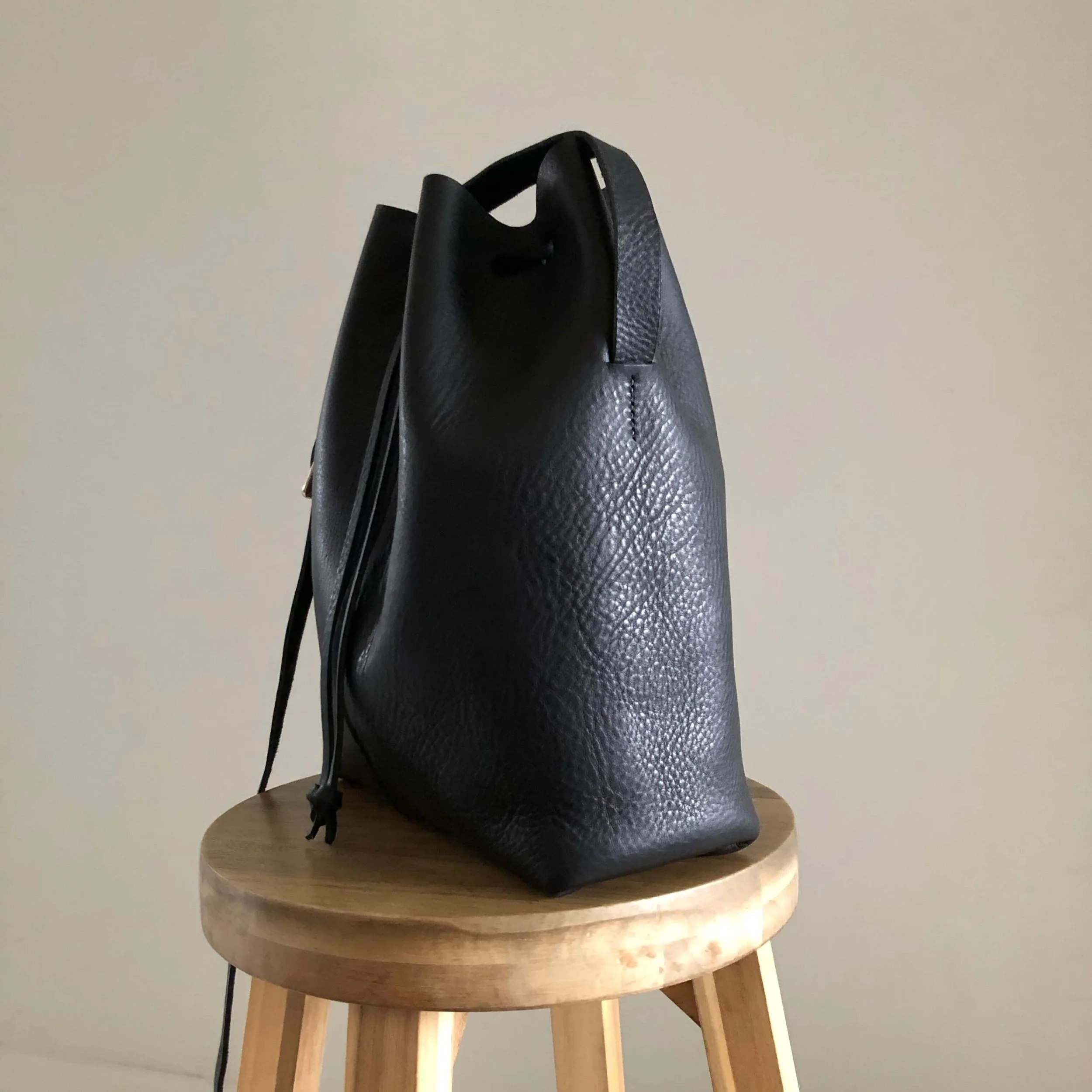 Nomad Maxi Handcrafted Leather Bucket Bag in Black or Tan — CARV