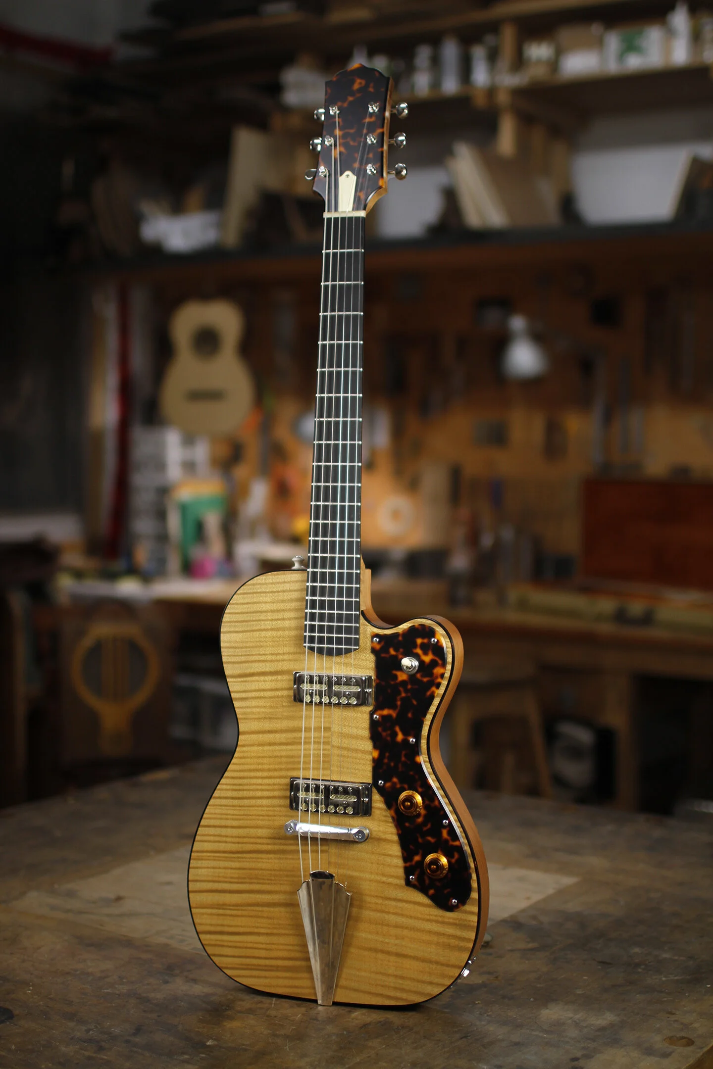 BeeKay — Daddy Mojo Electrics