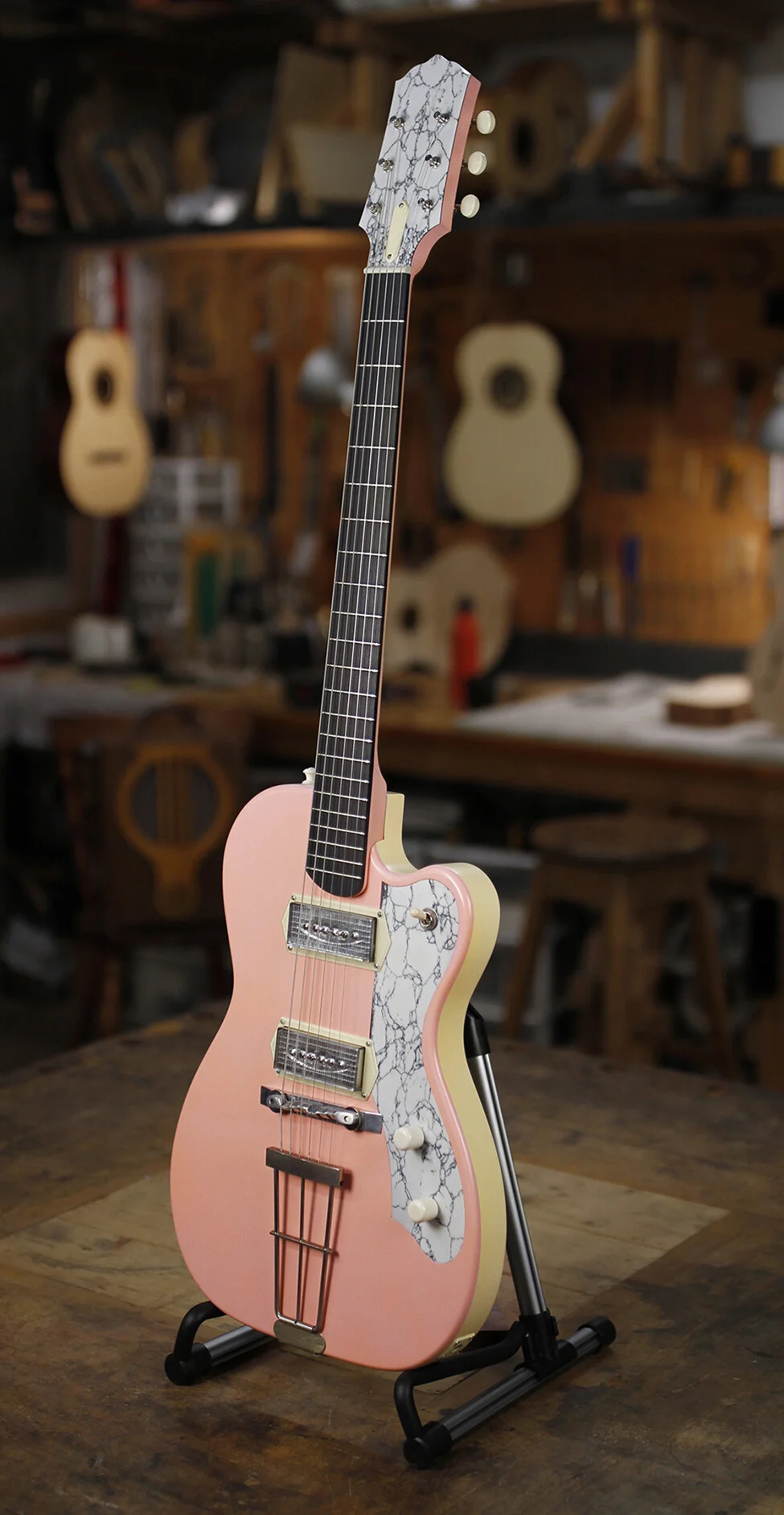 BeeKay — Daddy Mojo Electrics