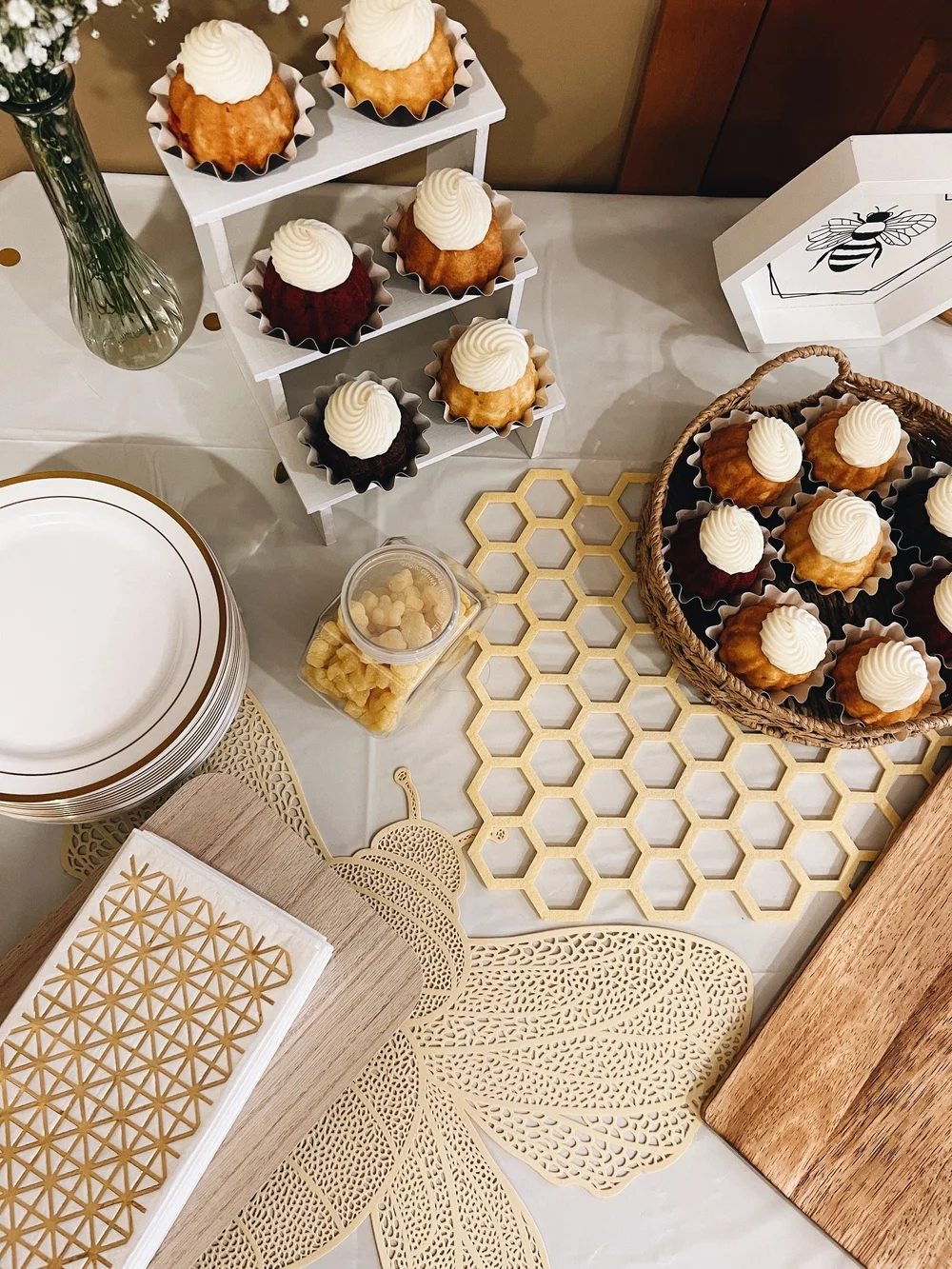 Planning a Buzz-Worthy Bumble Bee Themed Shower — First Thyme Mom