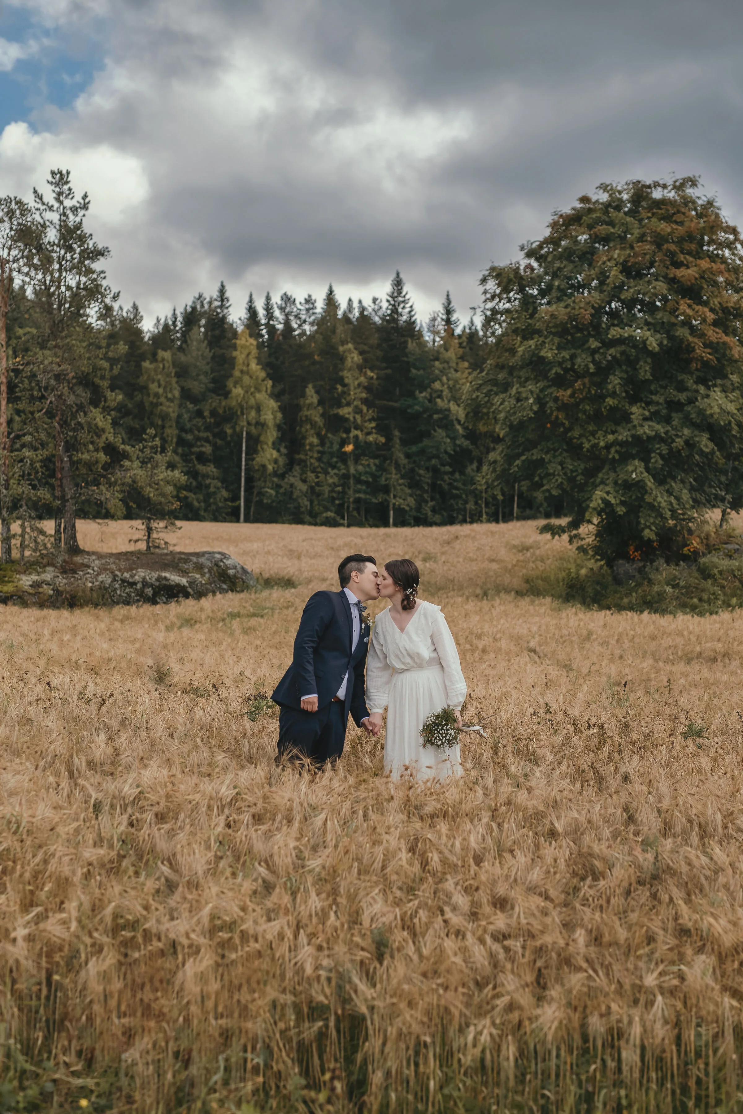 Intimt Septemberbröllop i Umeå: Maria + Jonas