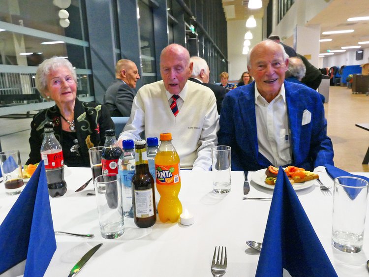 ASK feiret Knut på 90-årsdagen — Aktiv Skøyteklubb