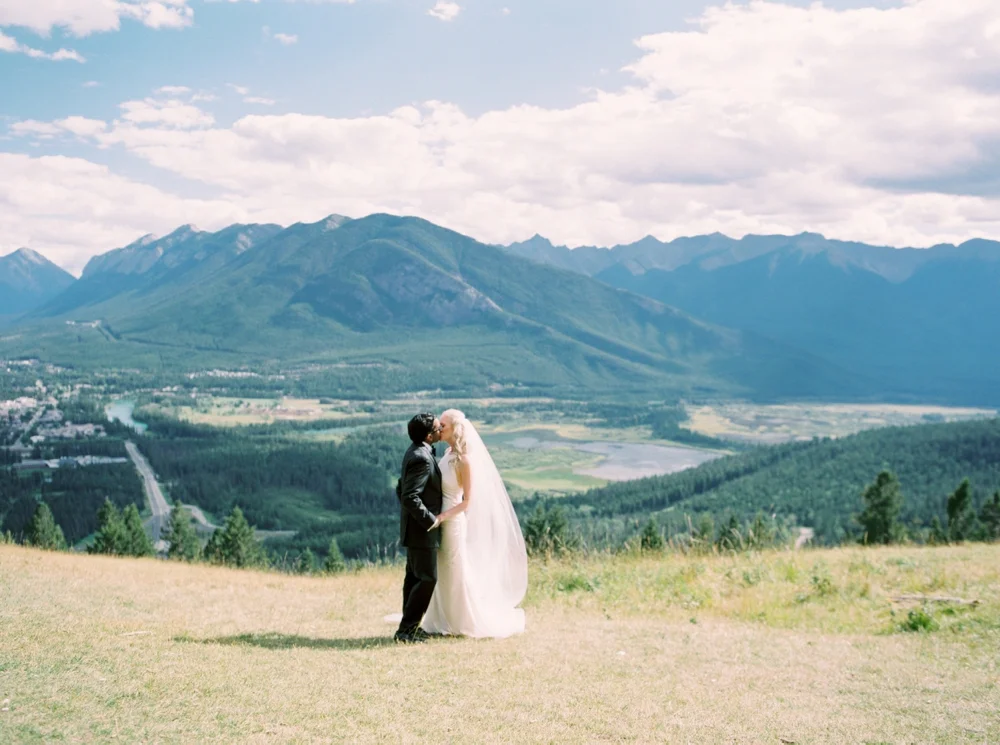 Jessica & Renn Fairmont Banff Springs Wedding — Calgary Wedding ...