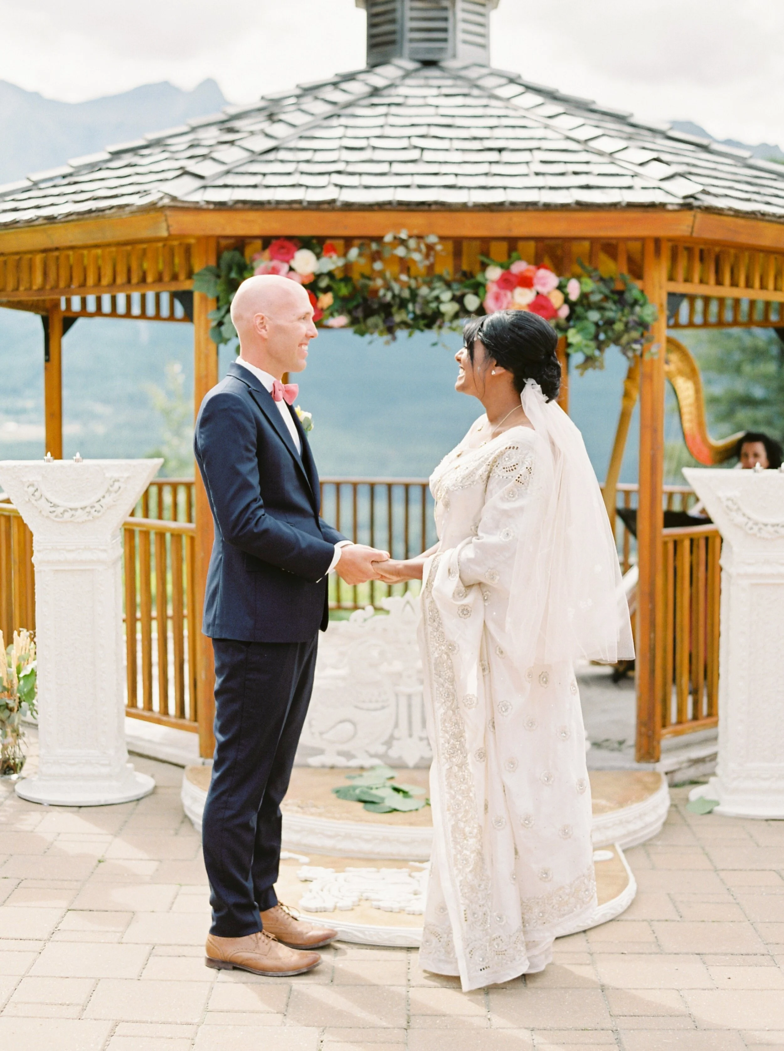Silvertip Wedding — Calgary Wedding Photographers | Justine Milton ...