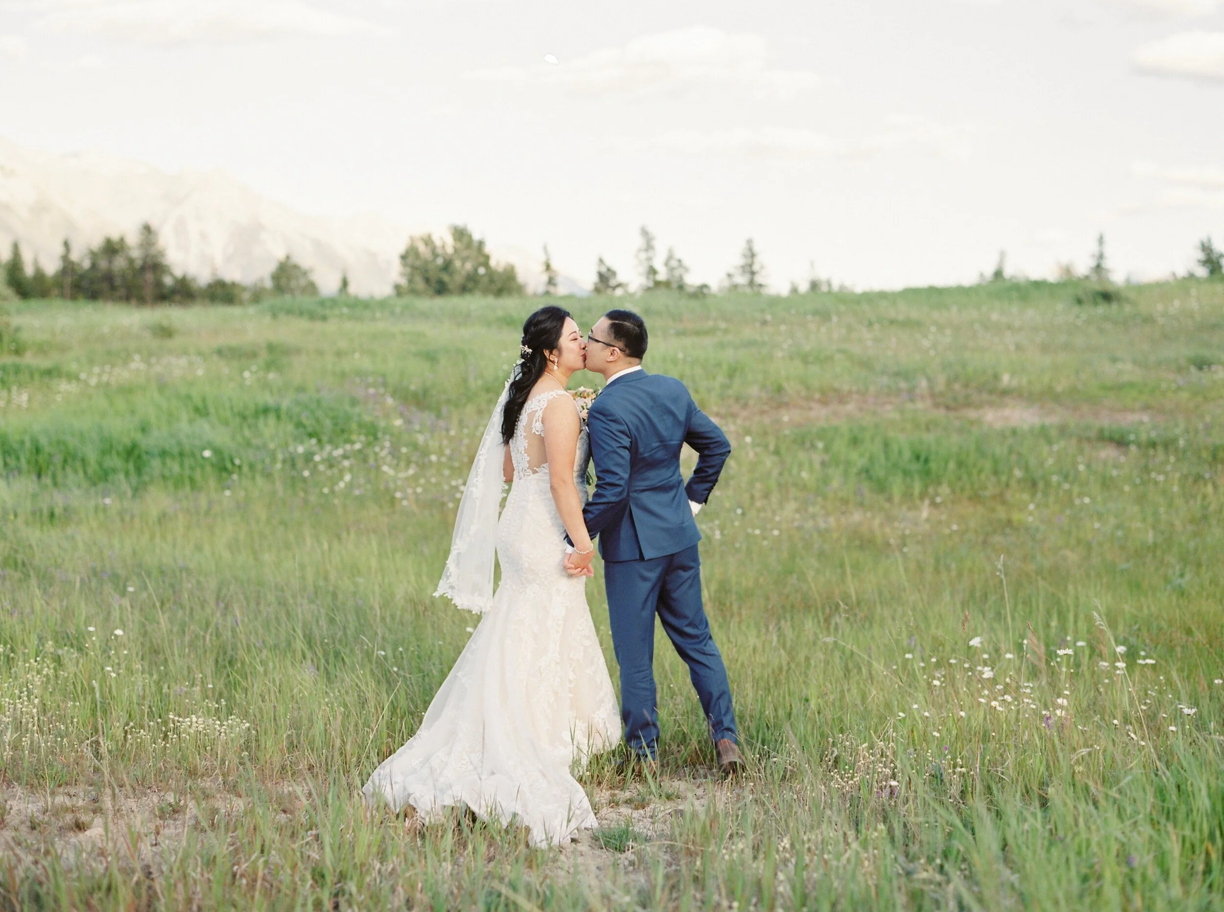 Banff Wedding Portraits — Calgary Wedding Photographers | Justine ...