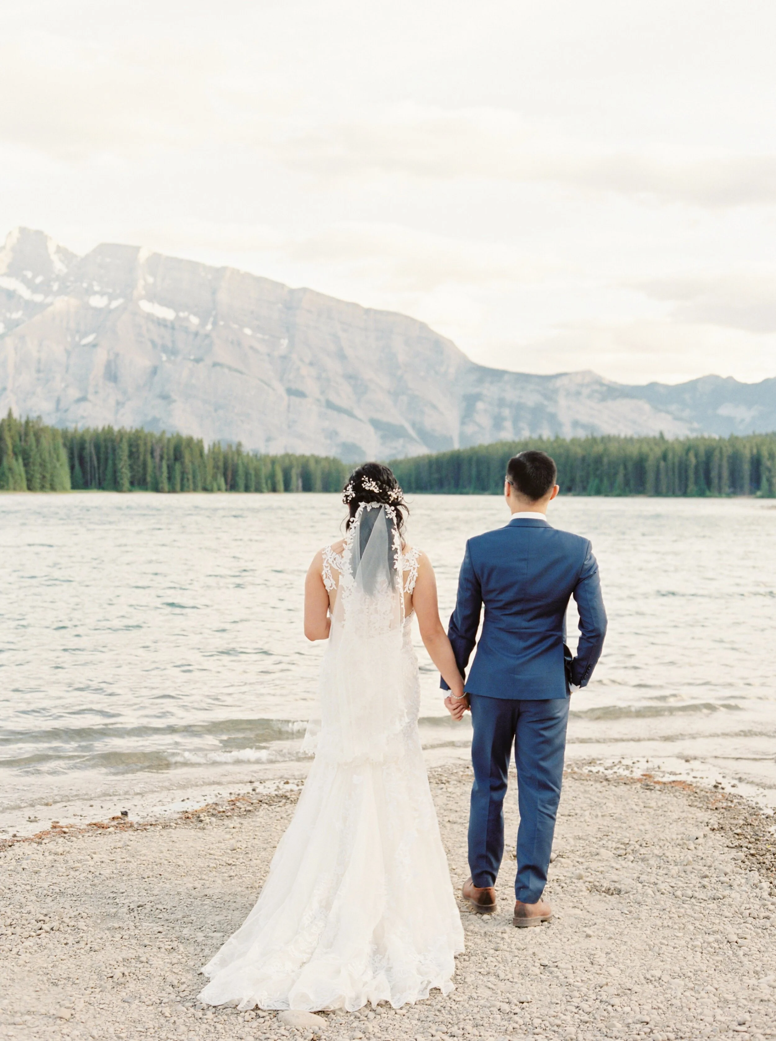 Banff Wedding Portraits — Calgary Wedding Photographers | Justine ...