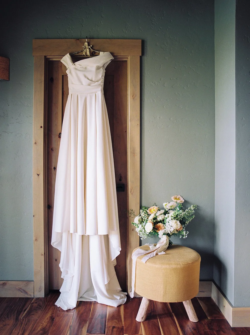 Breathtaking McCall Idaho Summer Wedding by Top Planner — Ira and Lucy