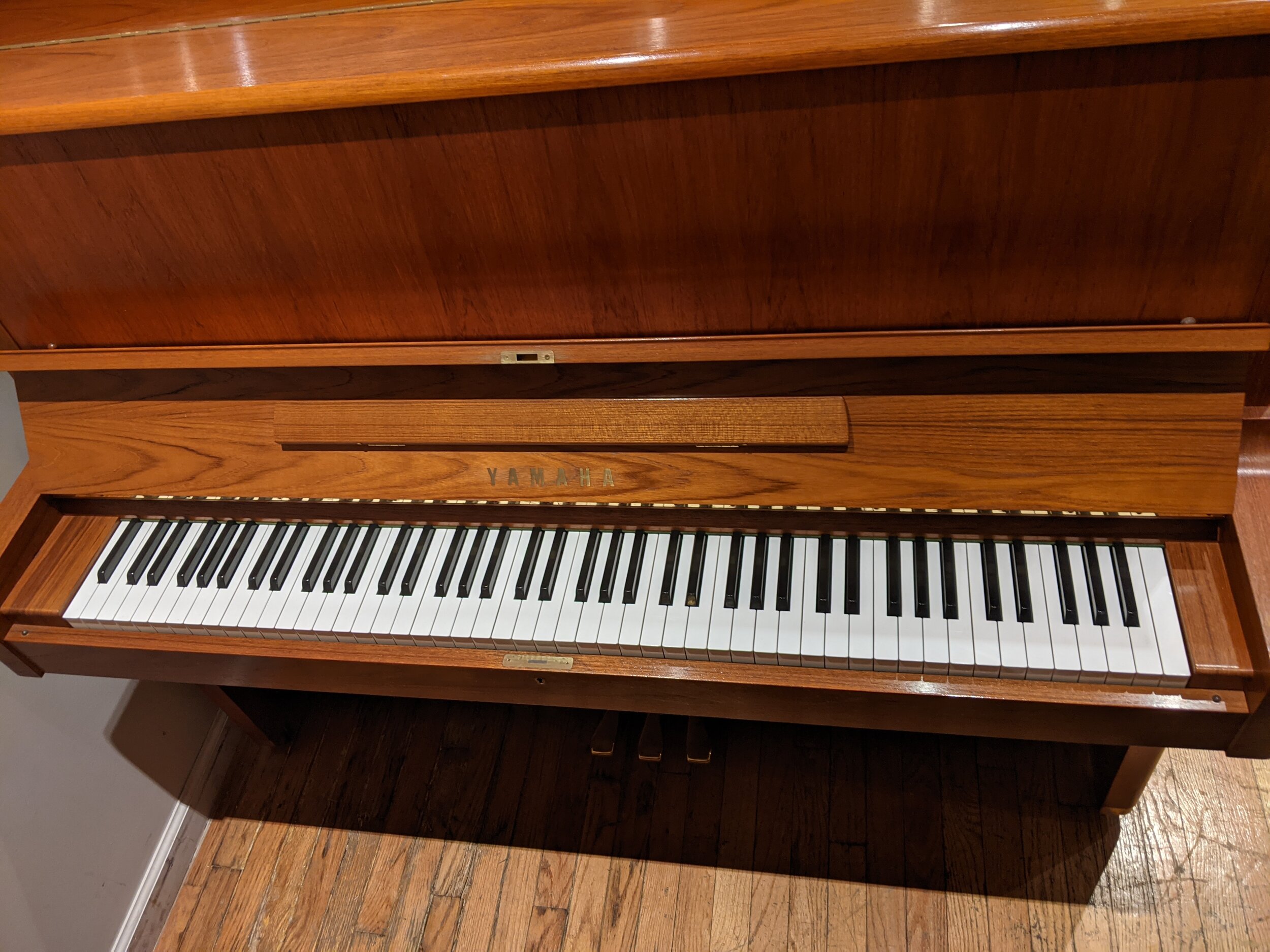 Upright Pianos | Beethoven Pianos