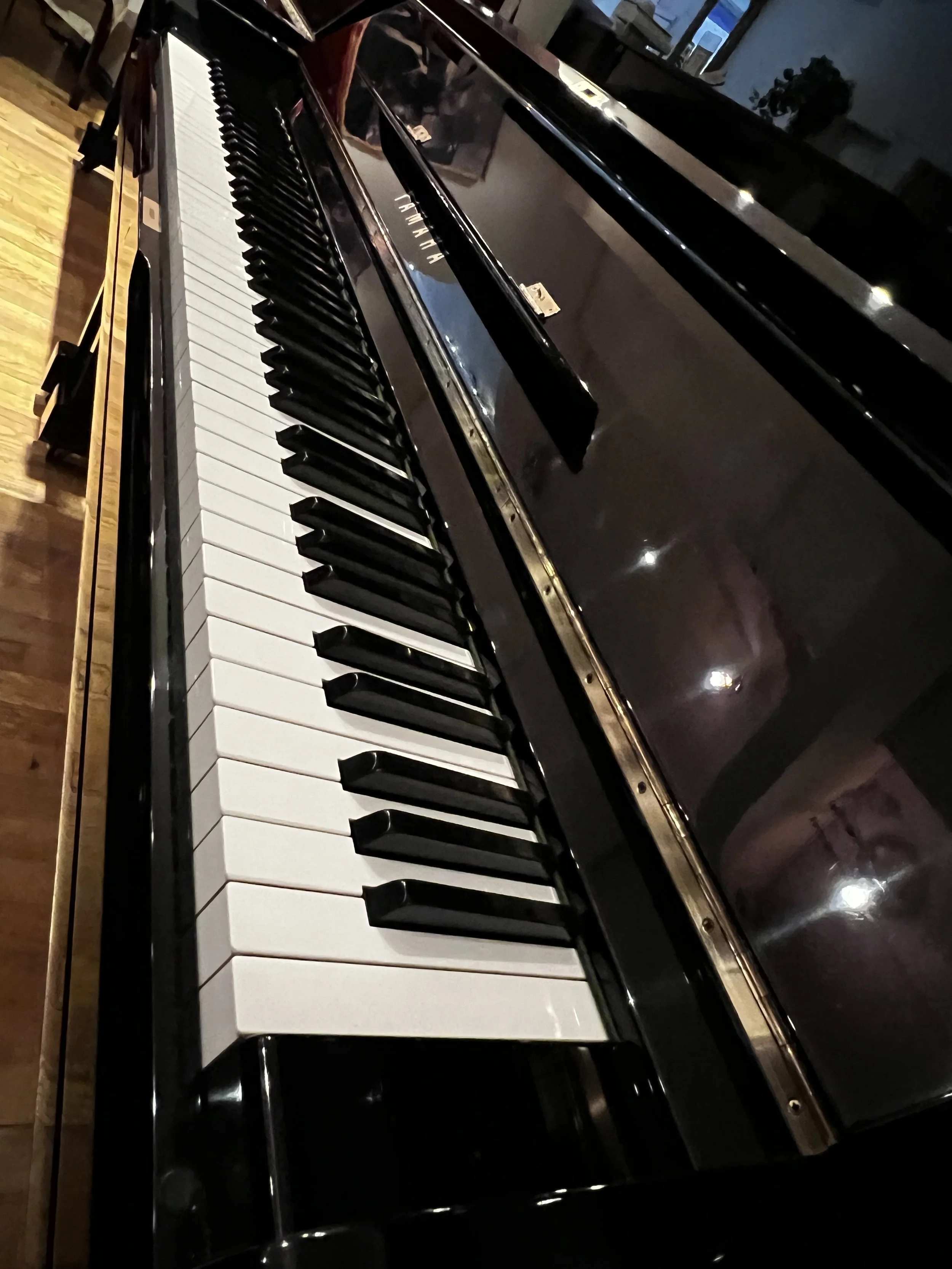 Upright Pianos | Beethoven Pianos