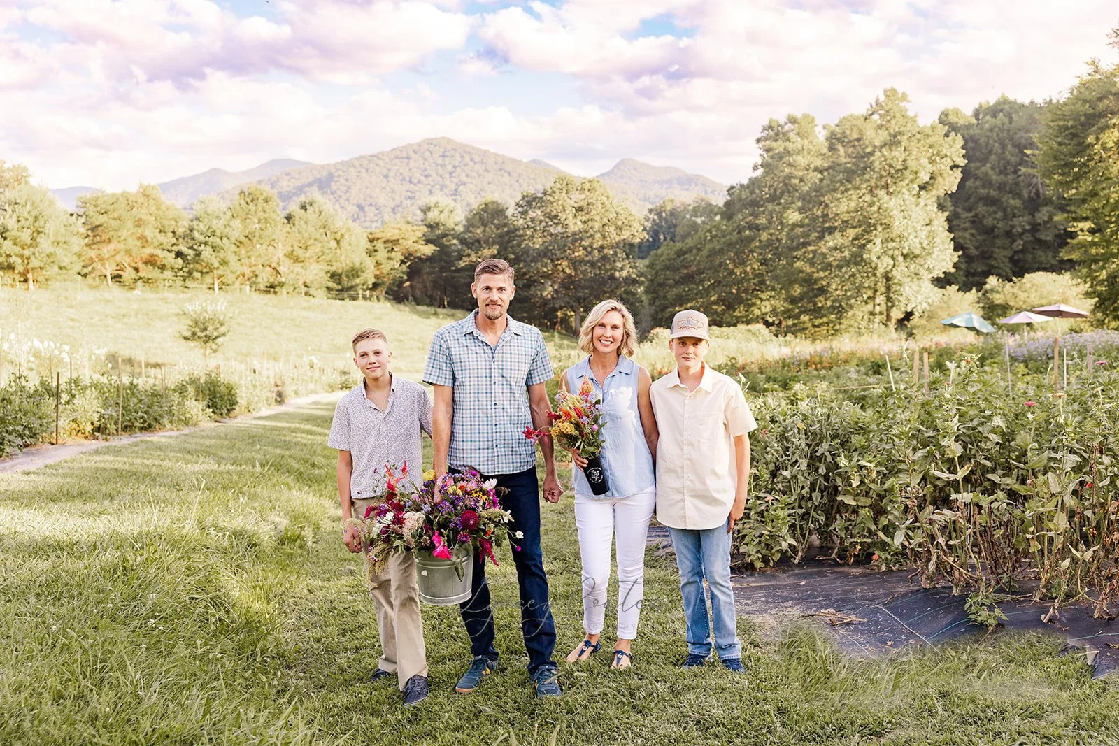 You-Pick Flowers — The Never Ending Flower Farm